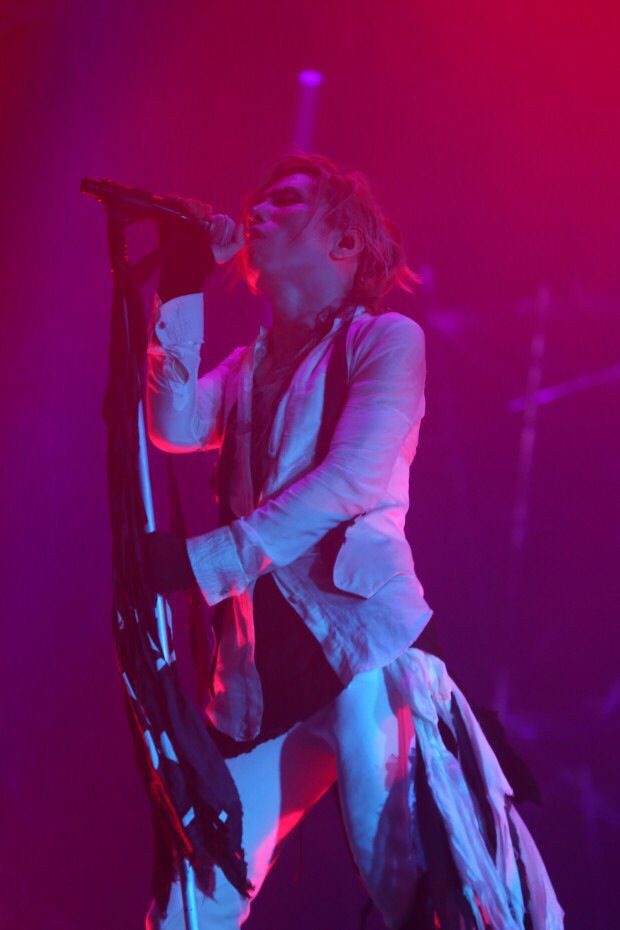 daily yasu on Twitter: "love this lighting idk https://t.co/or0aUDy14B" / Twitter