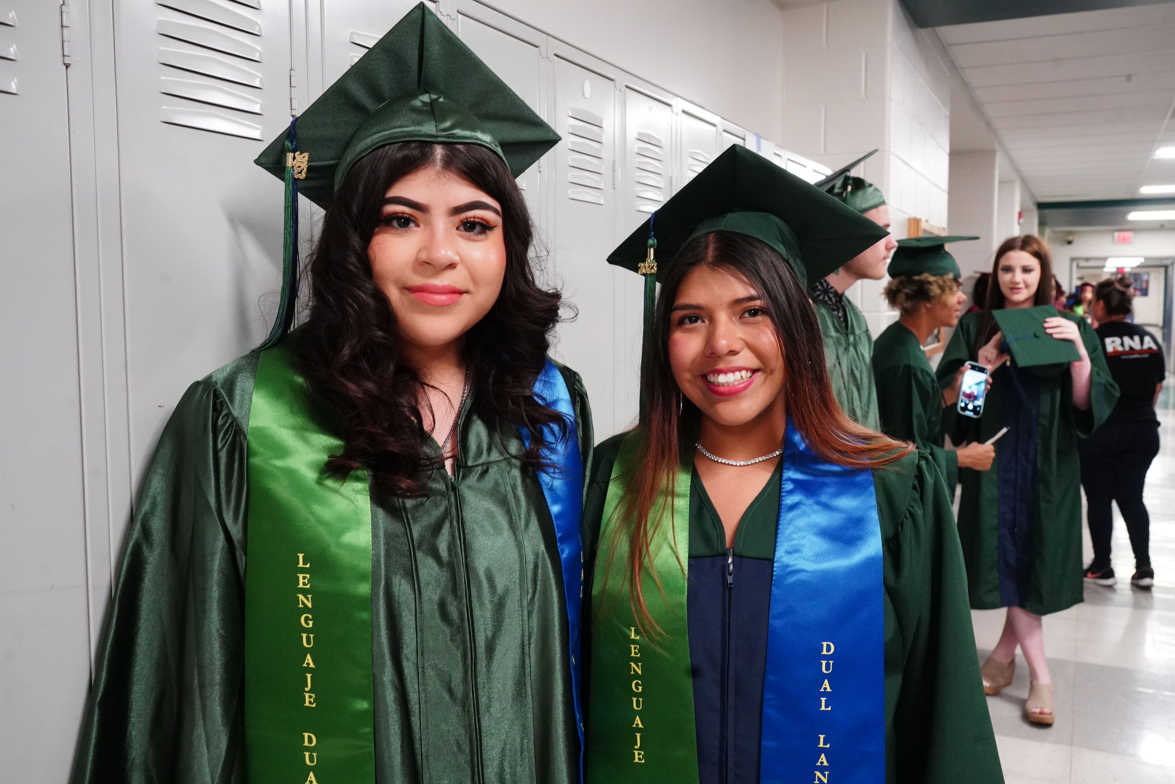 School District U-46 on Twitter: "🎓 Congrats to our seniors who dedicated their summer to ...