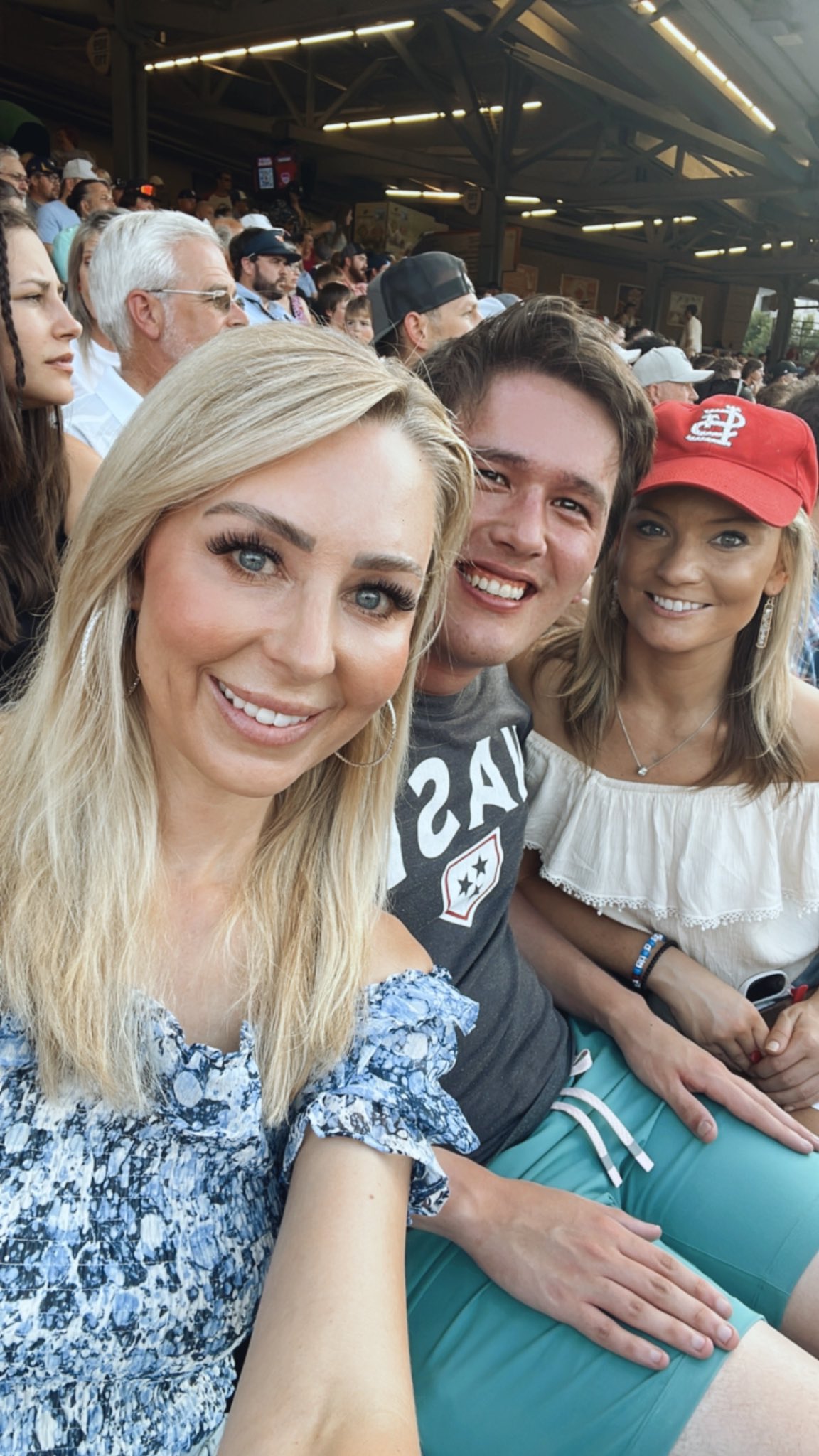 Kayla Anderson on Twitter: "My @WKRN peeps reunited at @nashvillesounds ⚾️⬇️ @EthanIllers_TV ...