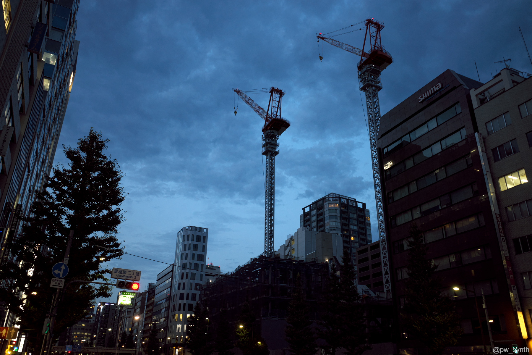 ぱすた on Twitter: "Ginza,Tokyo #streetphotography #street #snap #RICOHGR #GR #GRIII #GR3 https://t ...
