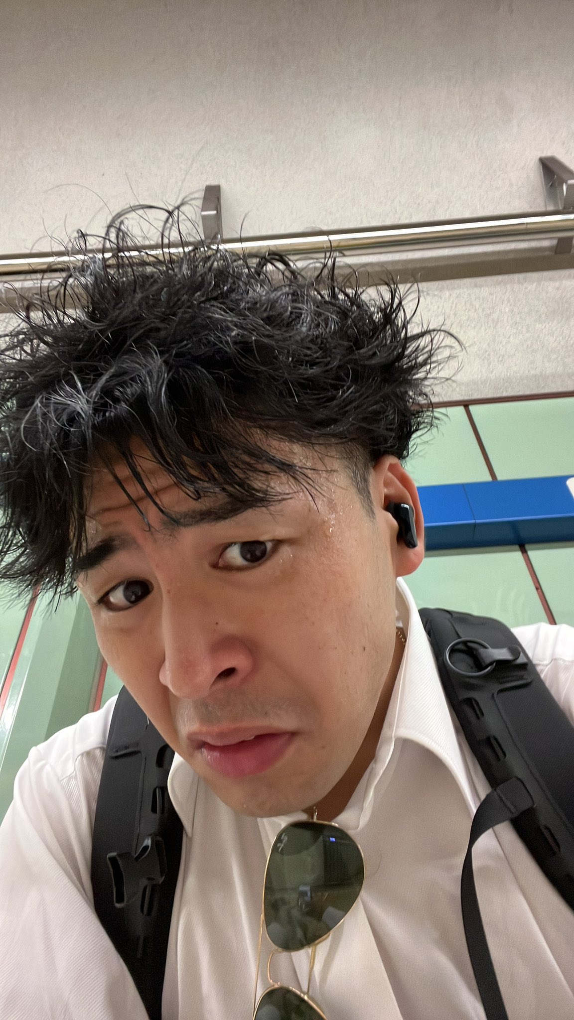 うっちー on Twitter: "スーツ無理熱い https://t.co/cyFQe0elLG" / Twitter