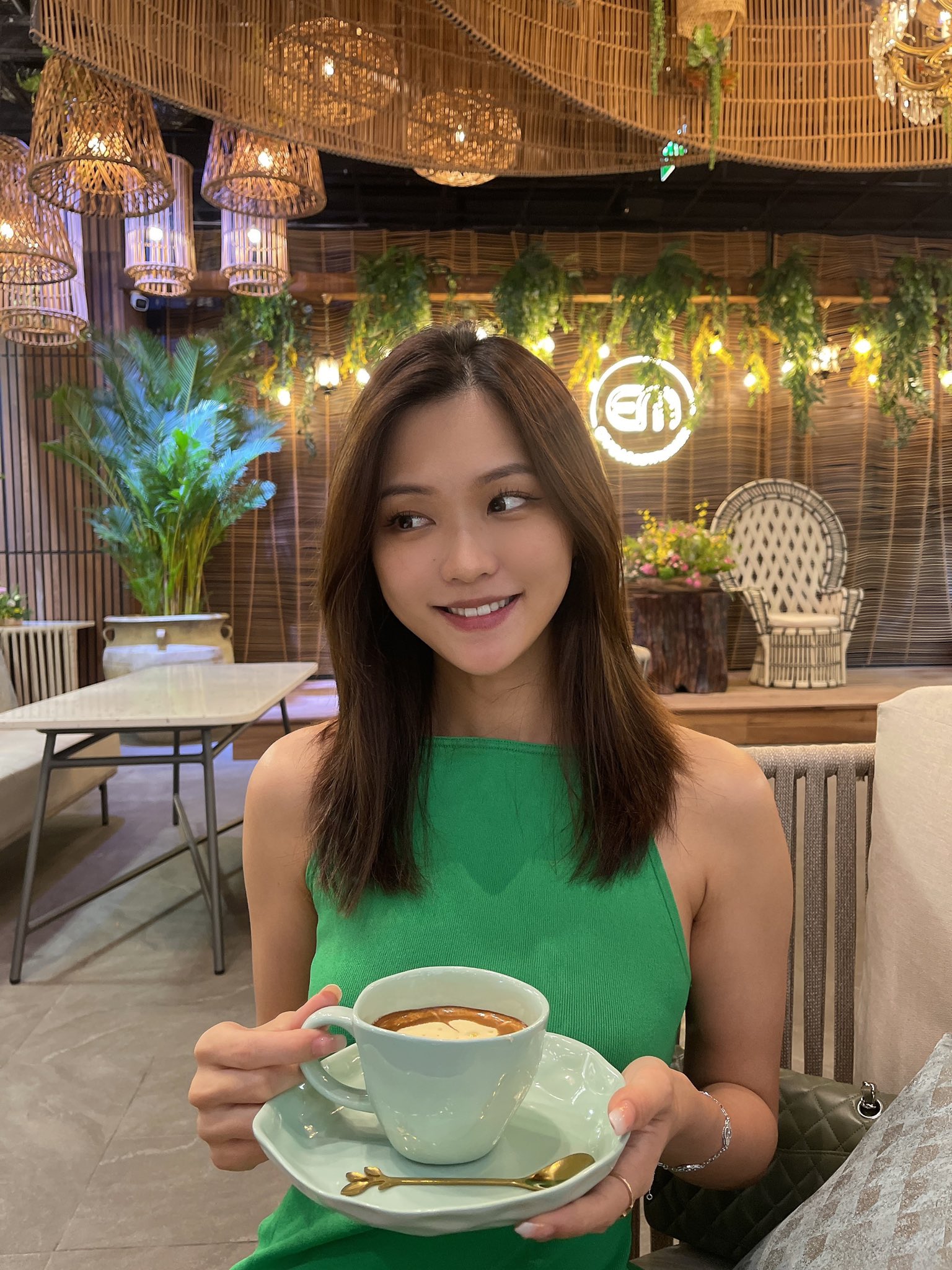 Irene Zhao on Twitter: "You have to drink egg coffee in Vietnam 🐣 https://t.co/zoEHHiFn1m" / Twitter