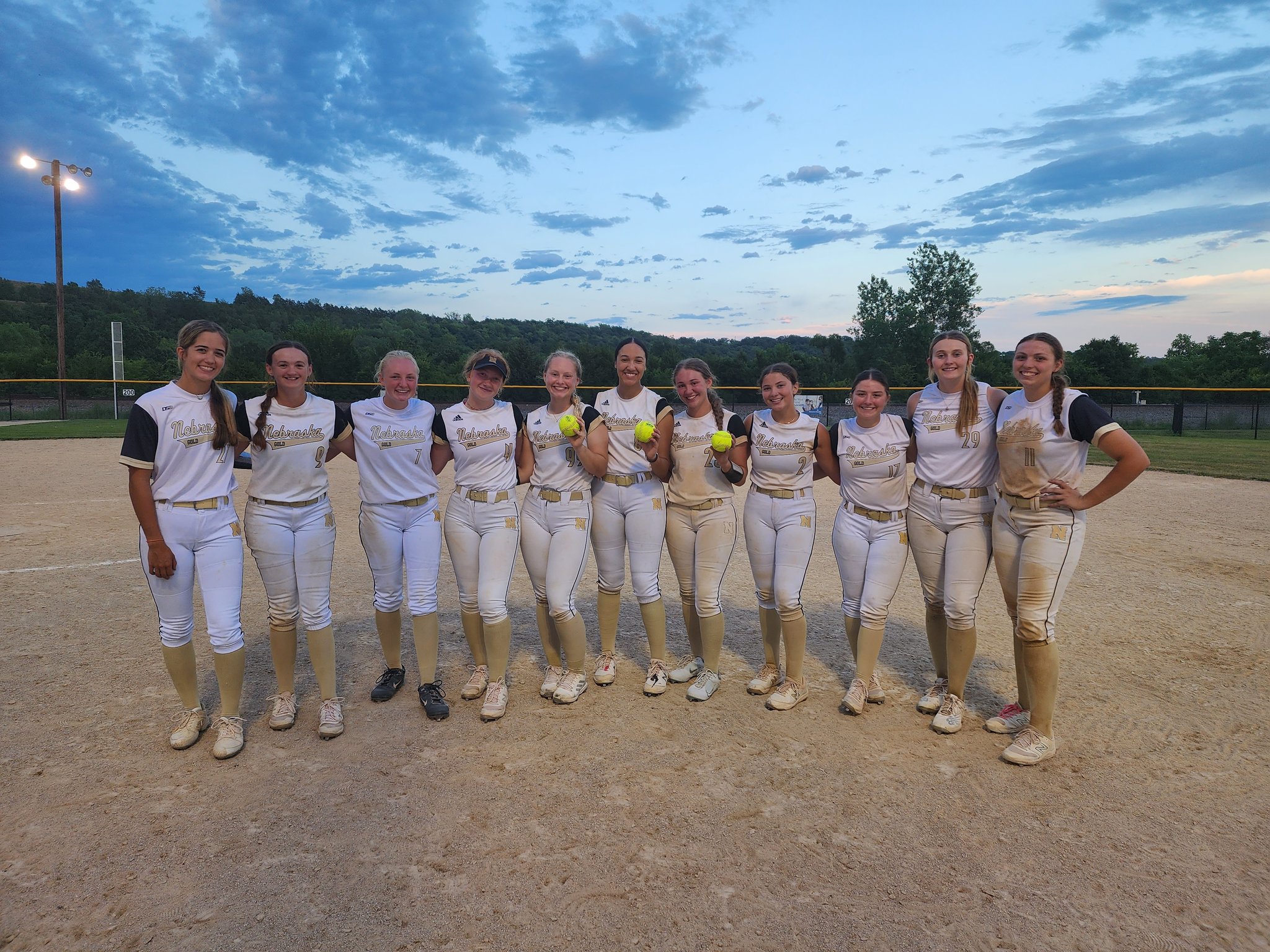 Nebraska Gold 18U -Jarzobski on Twitter: "Come from behind win for 2nd game @PG_Softball. Back ...