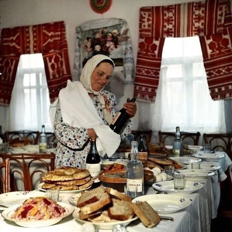 Социалистический Ленинград on Twitter: "Деревенская сервировка стола в ...