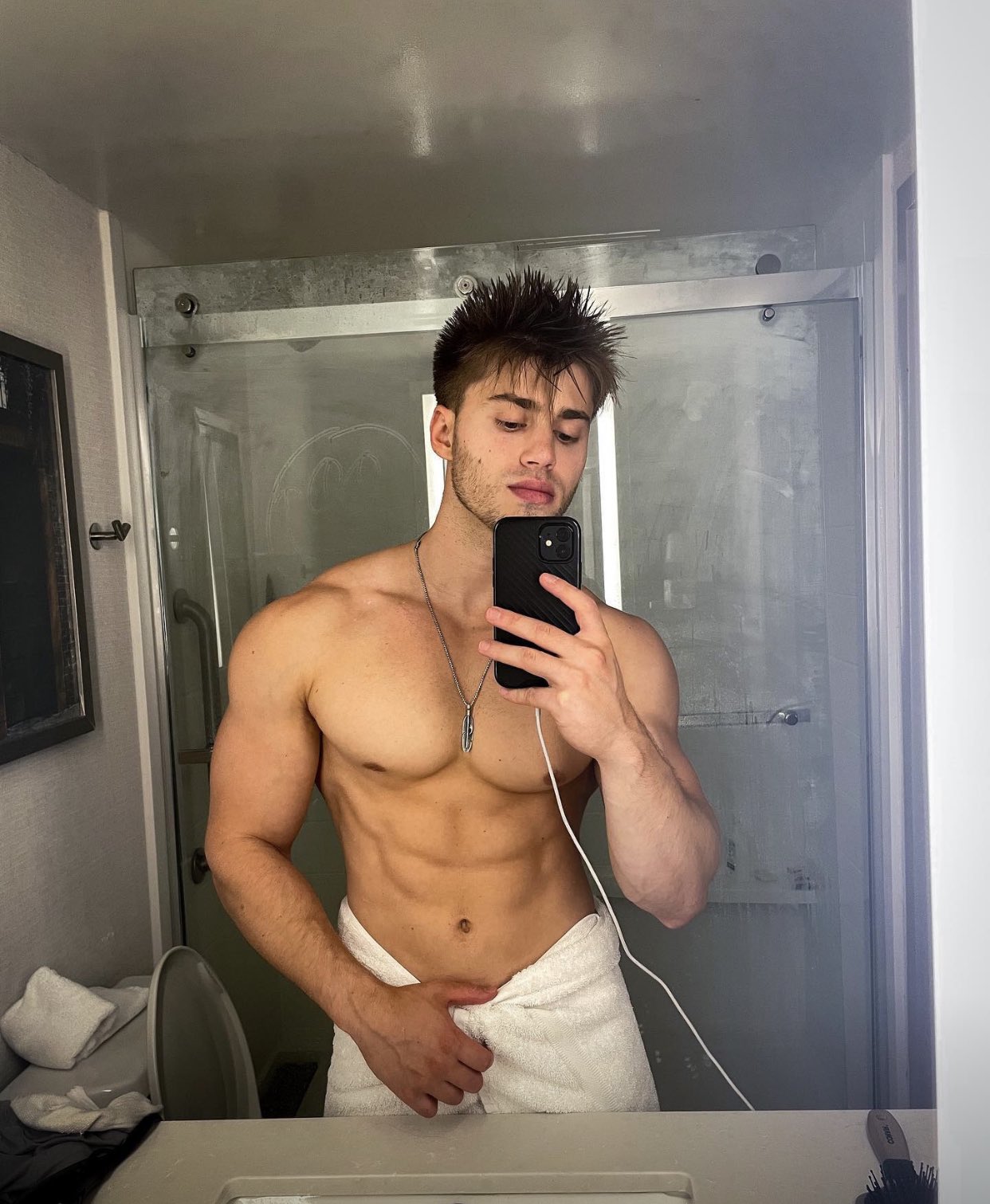 SILVERBACK on Twitter: "#Silverback https://t.co/TIs5sJD76u" / Twitter