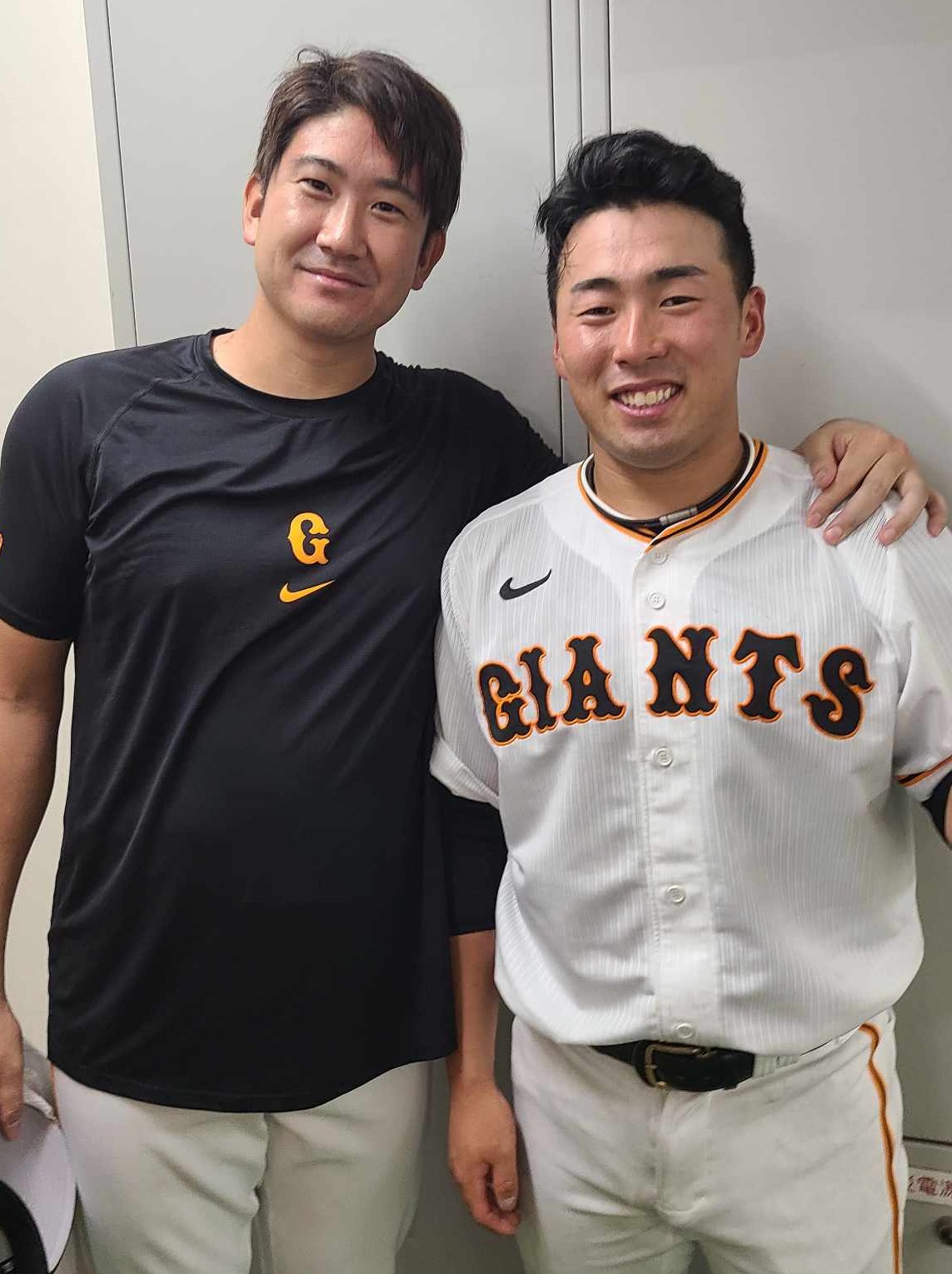 読売巨人軍（ジャイアンツ） on Twitter: "#巨人 6-0 #DeNA（#東京ドーム） #菅野智之 投手 「彼が凄い選手になった時に、あの時（#プロ初出場）マウンドに立っていたのは ...