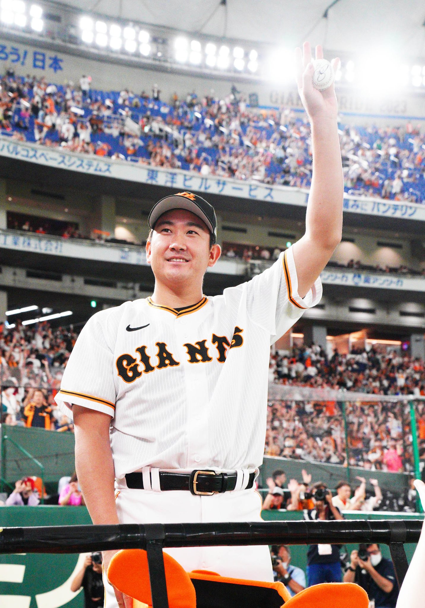 読売巨人軍（ジャイアンツ） on Twitter: "【一軍】 #巨人 6-0 #DeNA（#東京ドーム） #菅野智之 投手が七回無失点の好投 打線は #吉川尚輝 選手の2点適時打、#中田翔 ...