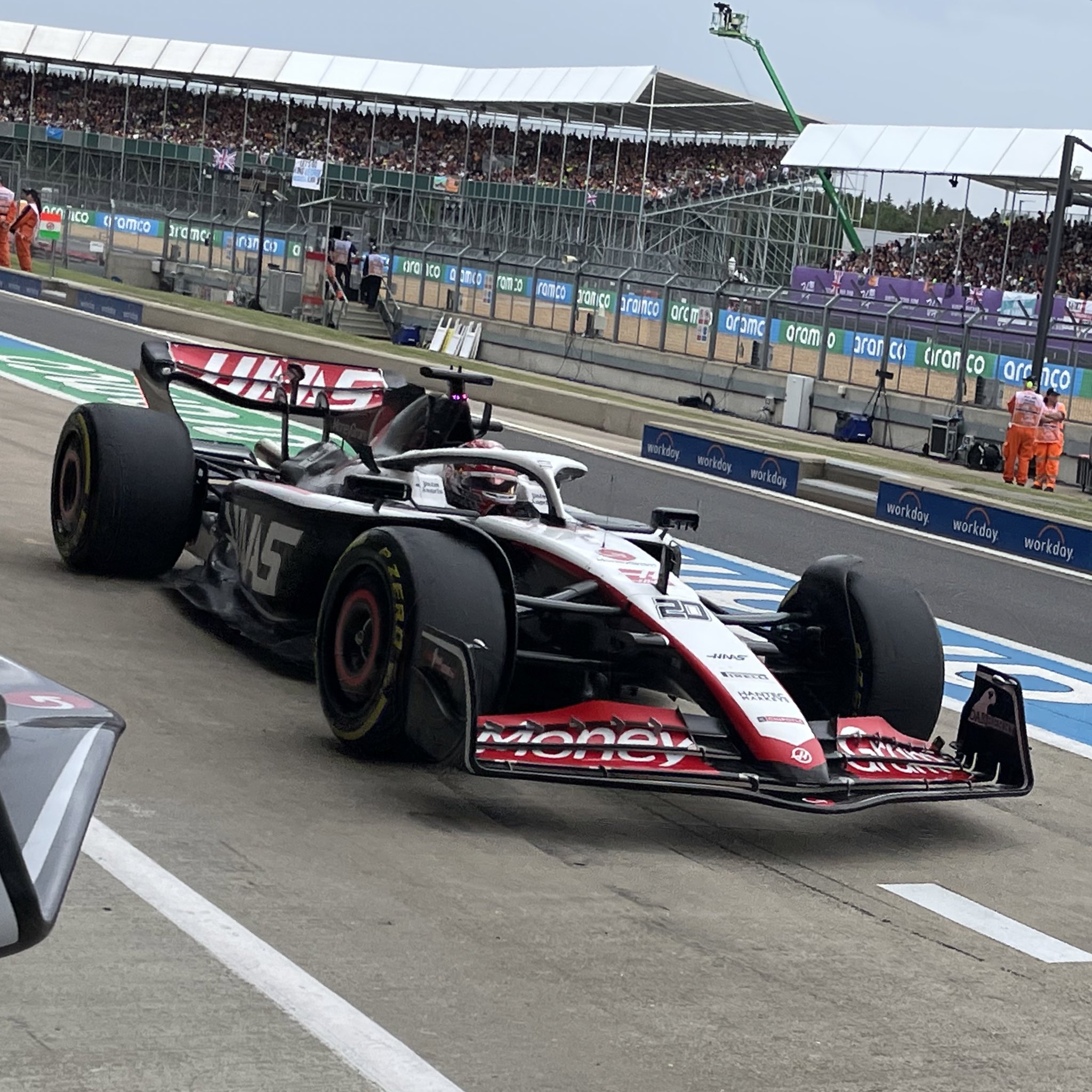 MoneyGram Haas F1 Team on Twitter: "The guys box after their first laps of the session ⬇️ P12 ...