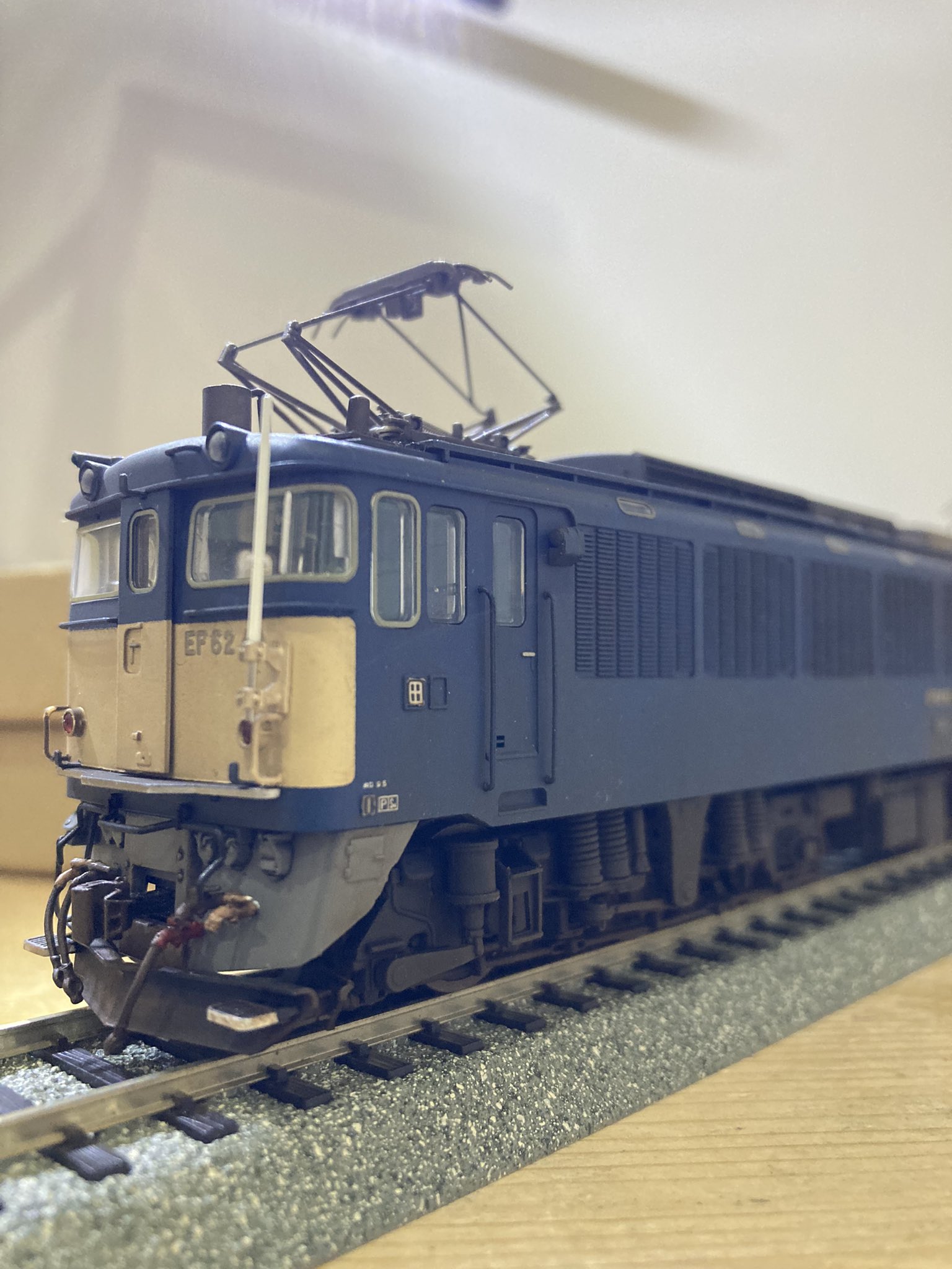 信濃路 on Twitter: "軽くウェザリングしました^_^ #HO #EF62 #TOMIX https://t.co/LPLXTelnrQ" / Twitter