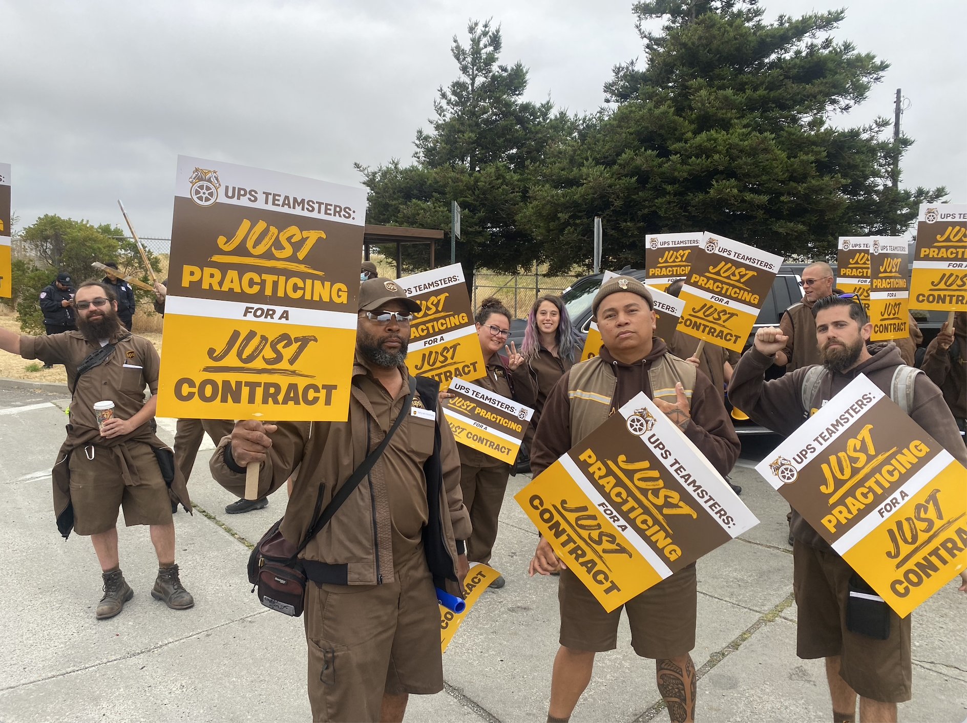 Teamsters on Twitter: "TEAMSTER PRACTICE PICKETS SURROUND MORE UPS HUBS ACROSS THE COUNTRY ...