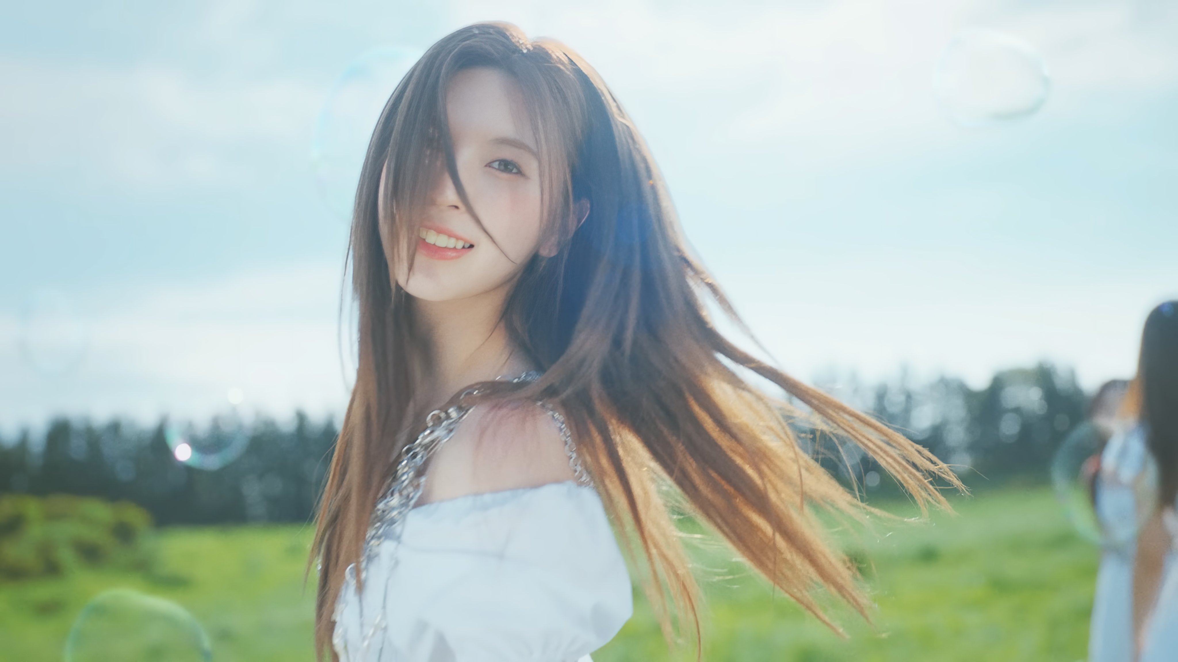 NMIXX Wallpaper🍥 on Twitter: "Party O'Clock NMIXX HD Snaps Thread #A_Midsummer_NMIXXs_Dream # ...