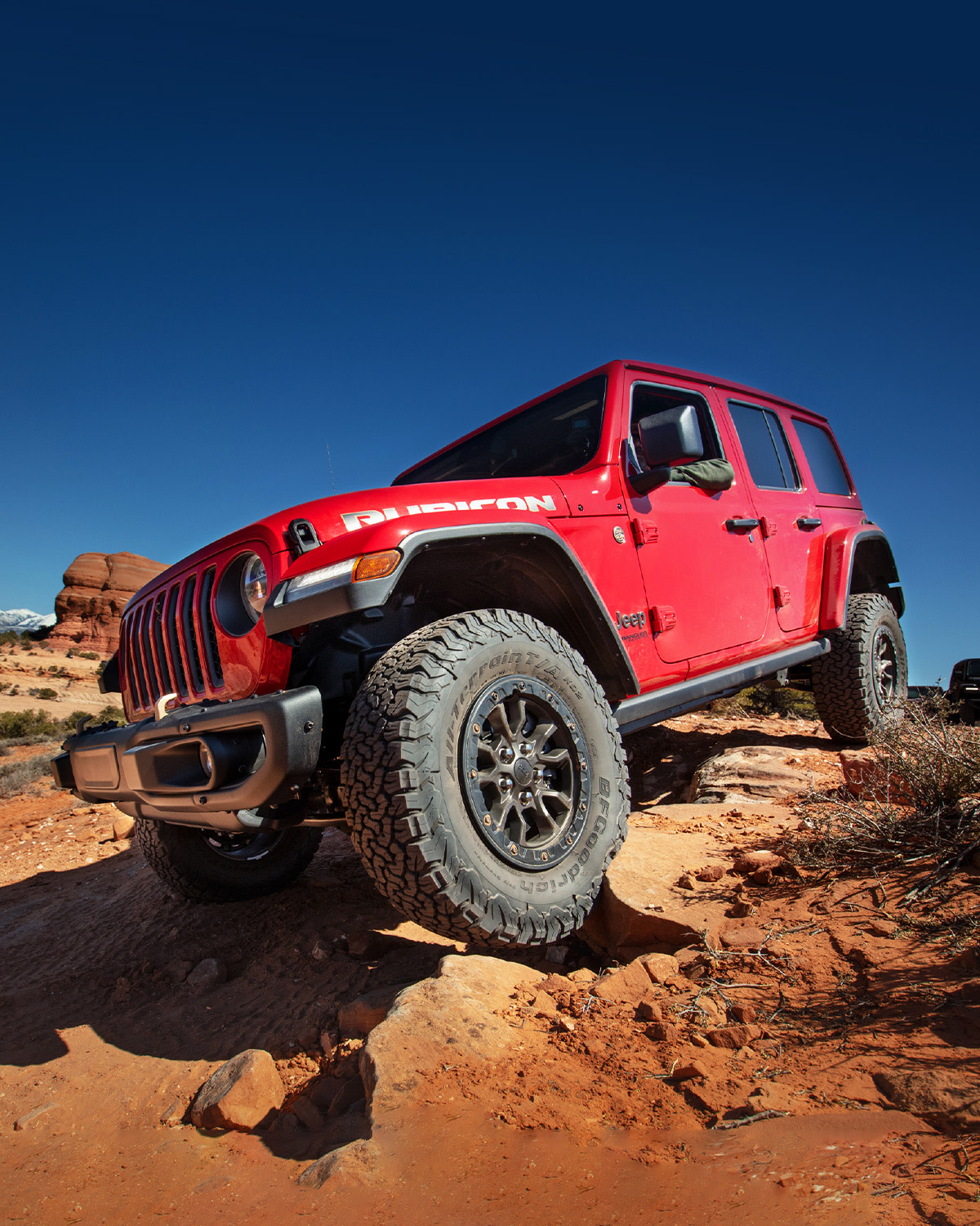 Jeep on Twitter: "Our red rover. 👽 https://t.co/qTvujEQLiZ" / Twitter