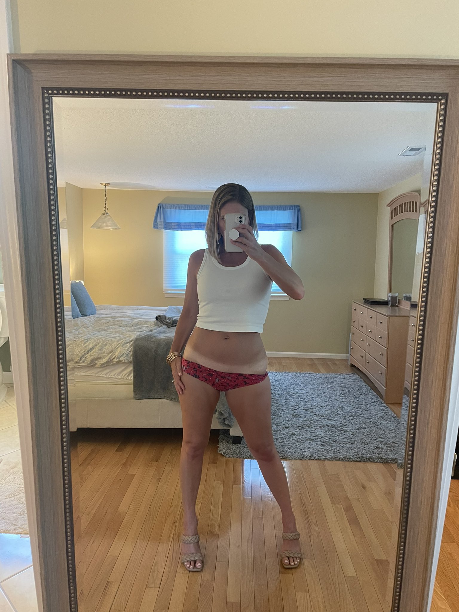 Taylor Austin on Twitter: "Sexy Saturday Thread Ladies, make em melt with something sexy. Boys ...