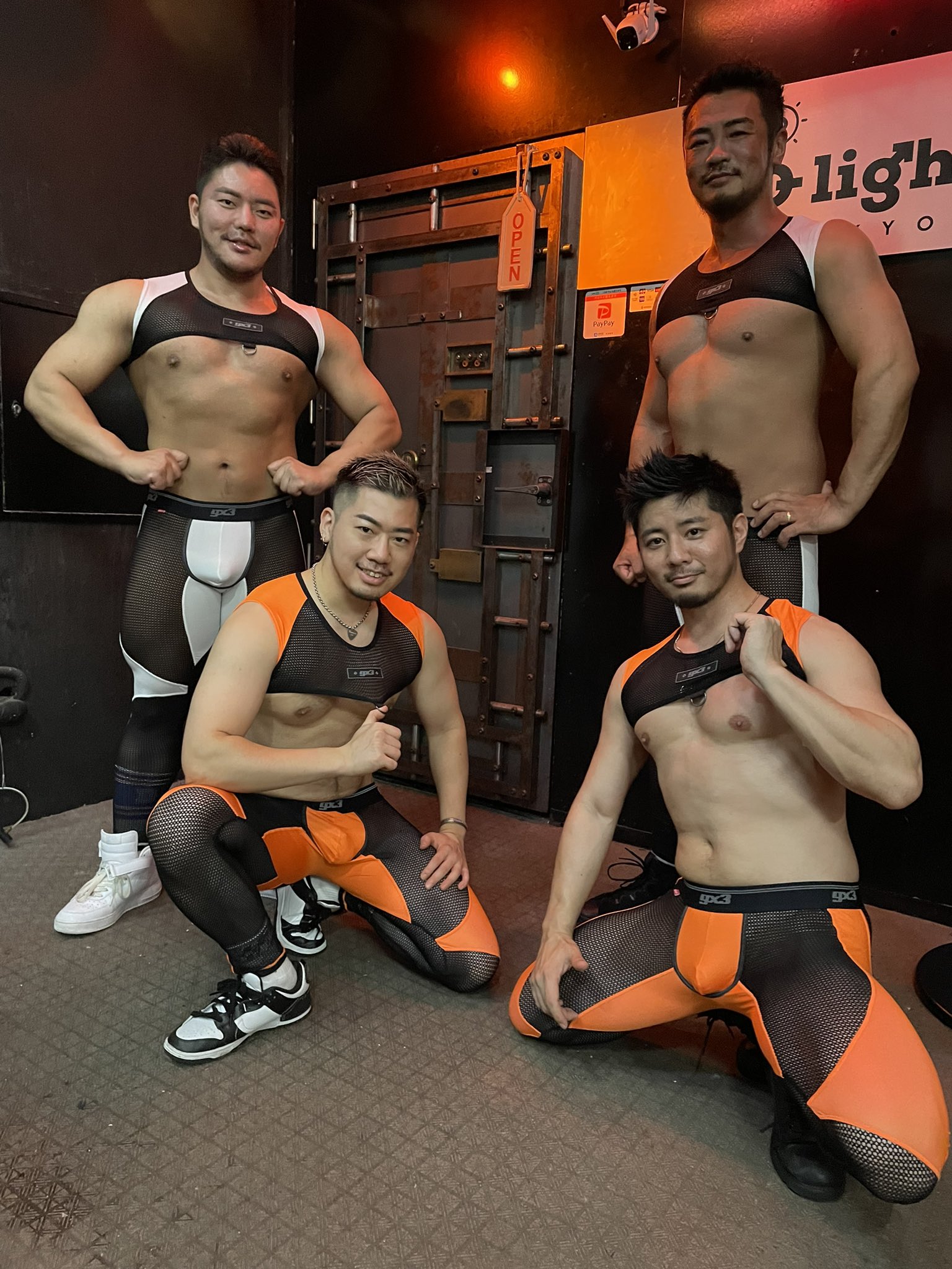 千葉優人/chiba_yuto on Twitter: "オープンしました😊 "GOGO BOYS' BAR" @D_light_Tokyo [DJ's TT] 22:00〜04:00 DJ ...