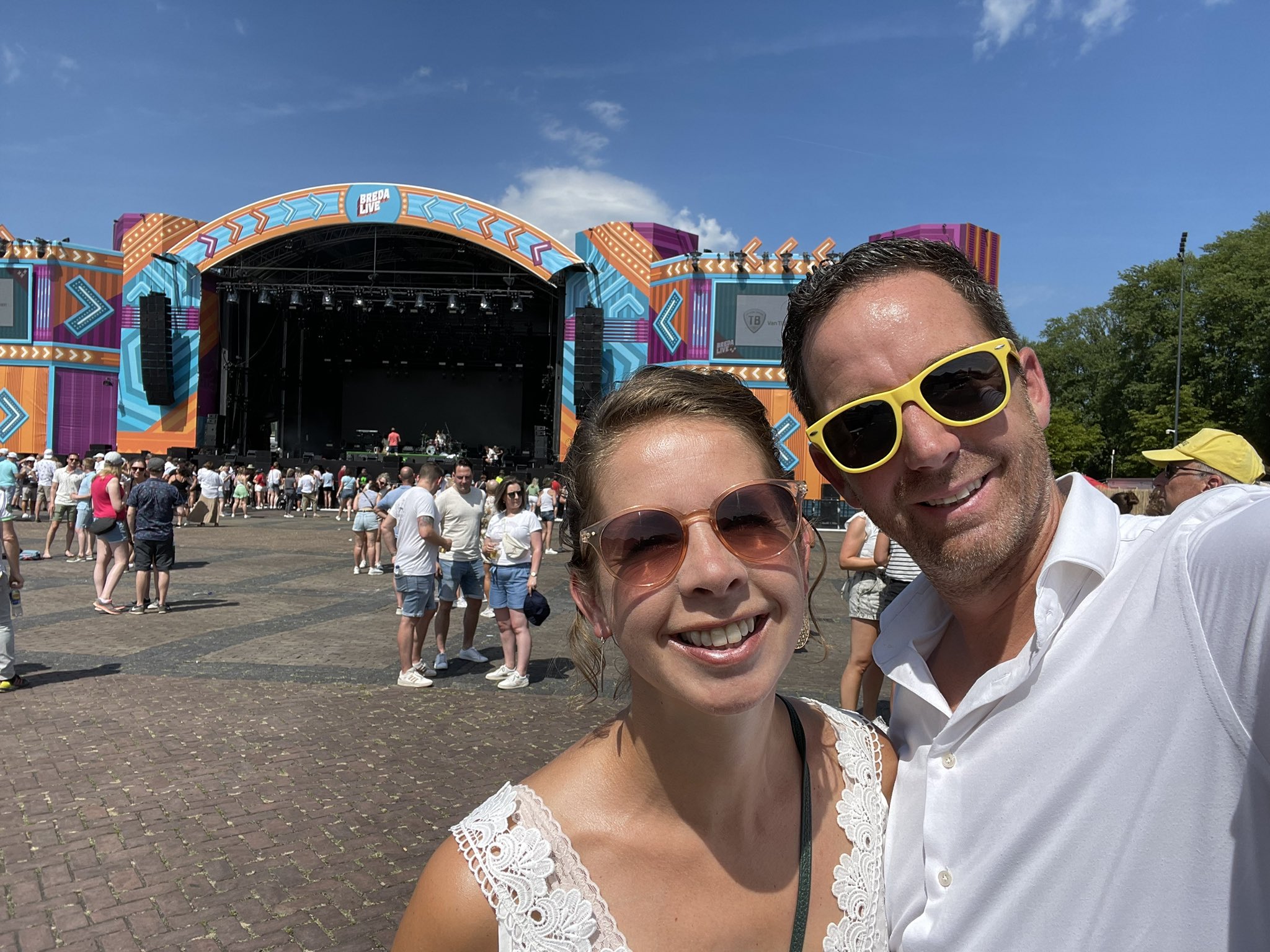 Maikel Foesenek on Twitter: "Warm dagje #bredalive https://t.co/BsmUHf8ImR" / Twitter