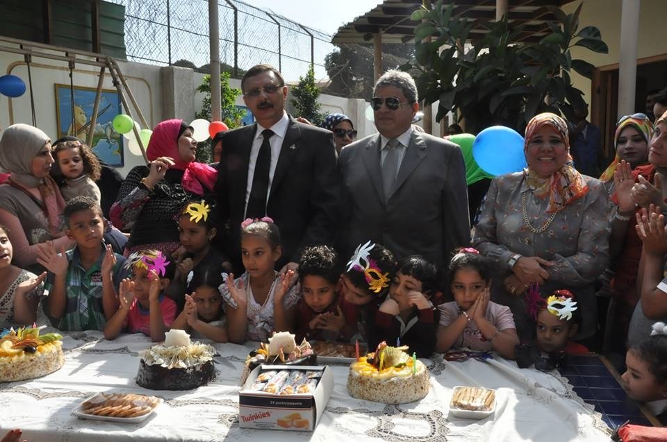 عائشة السيد - Aisha AlSayed on Twitter: "عايز تضحك؟😅 ايه رايكو انه اتعمله تكريمات وحفلات واللجان ...