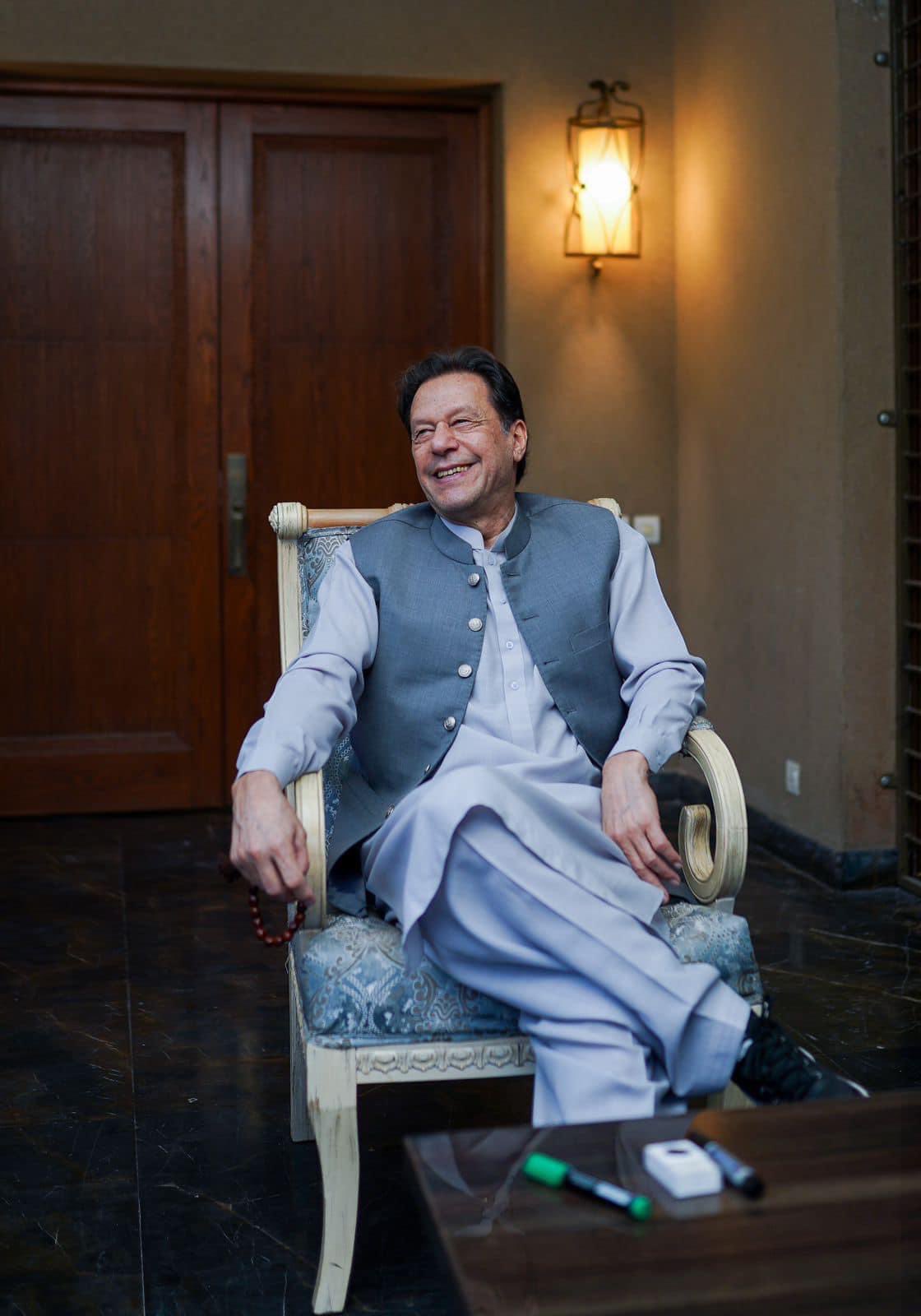 PTI on Twitter: "PTI Chairman @ImranKhanPTI in Zaman Park earlier today: 🇵🇰 https://t.co ...