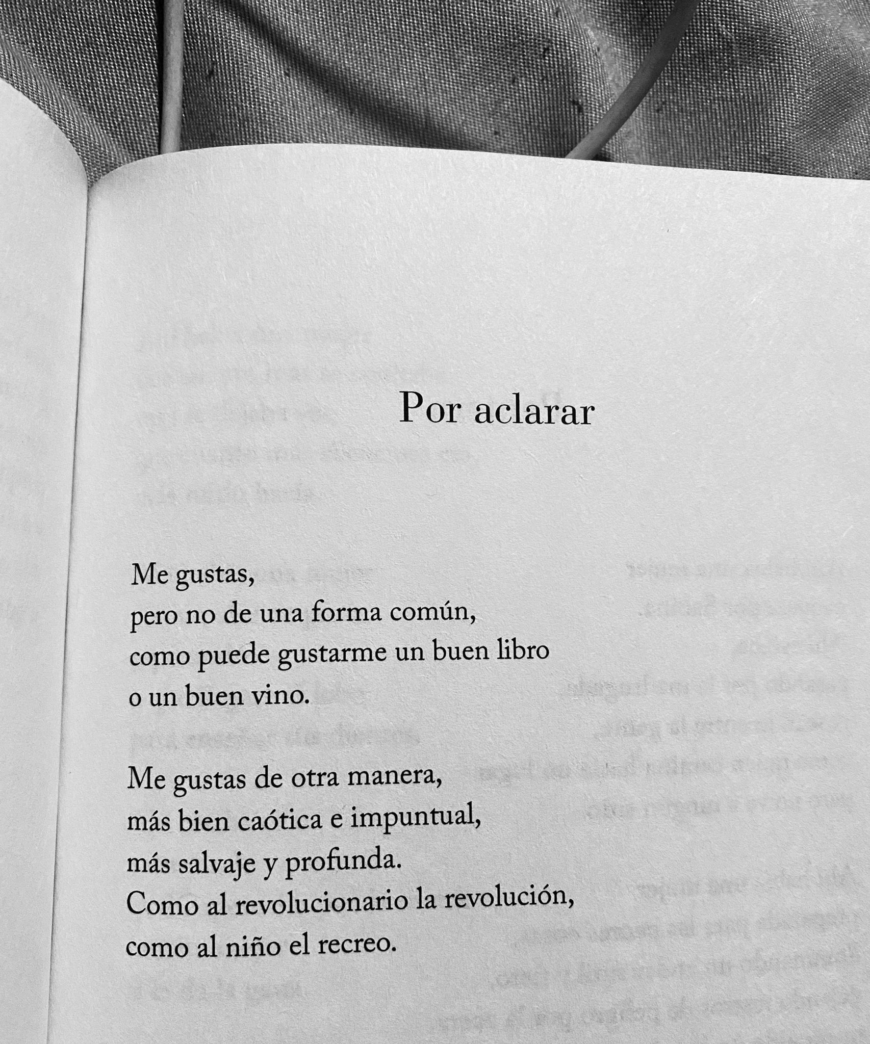 Cementerio De Libros on Twitter: "PARA DEDICAR A ESA PERSONA ESPECIAL ♥️ “Me gustas, pero no de ...