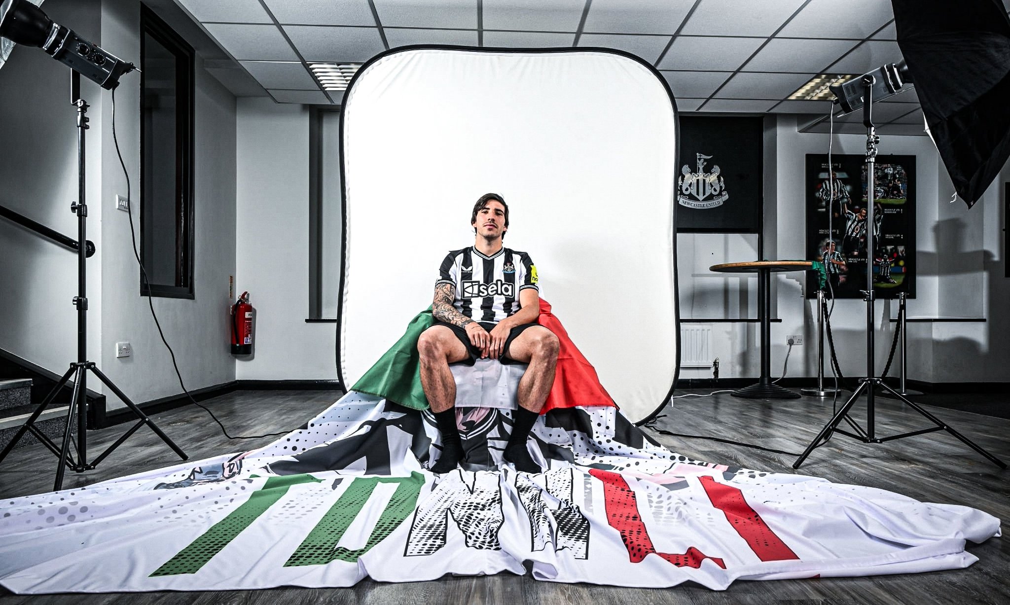 Mohanad 📸🎨 on Twitter: "Sandrino 🥲 ️ https://t.co/kyOOeTNccZ" / Twitter