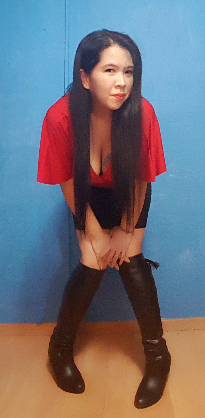 Debra Palmer on Twitter: "Couple old shots I stumbled upon #boots #boot #bootseason #iloveboots ...