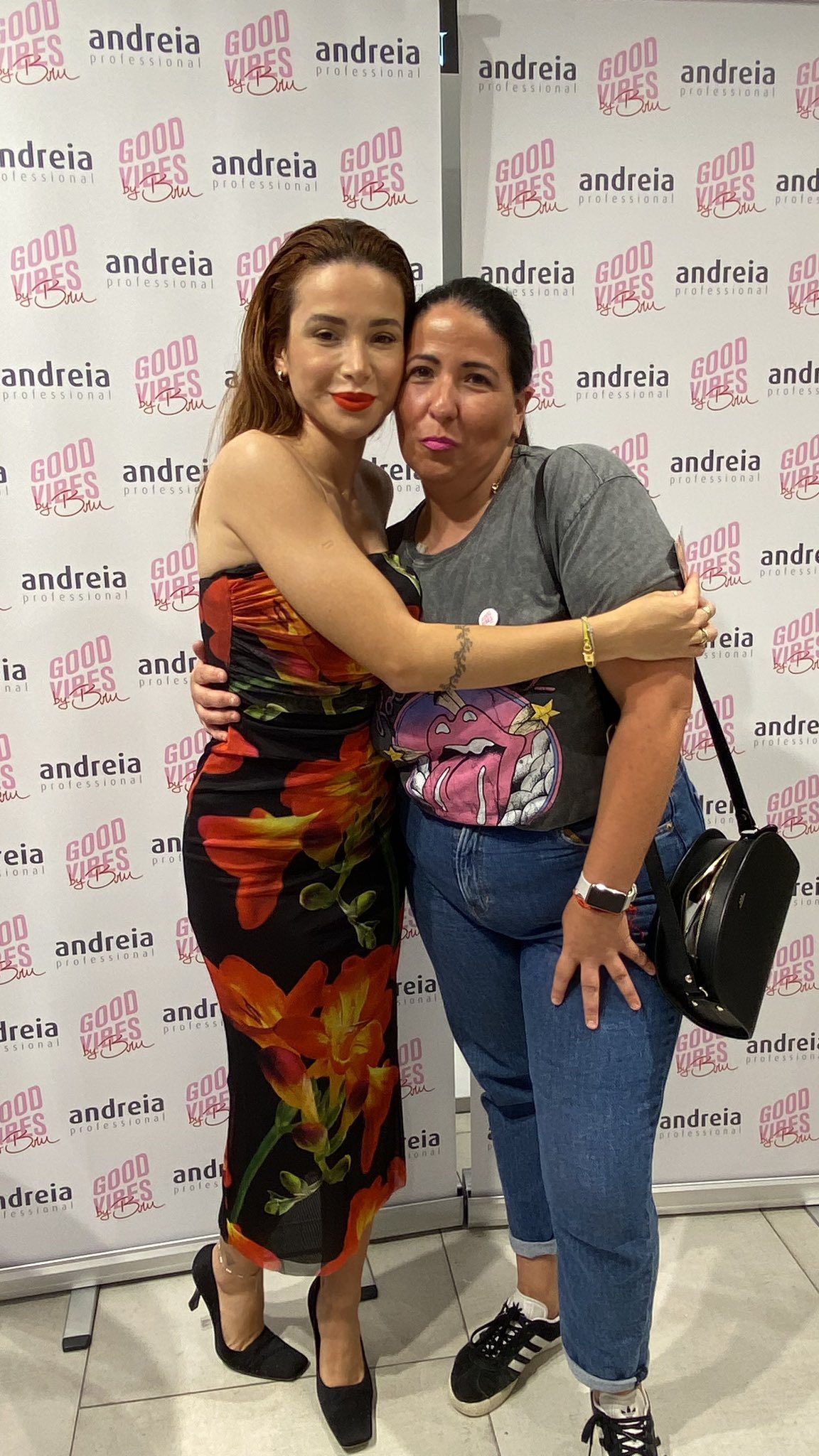 Joana silva on Twitter: "Vamos de happy minha querida @brunapgo todo o sucesso e toda a ...