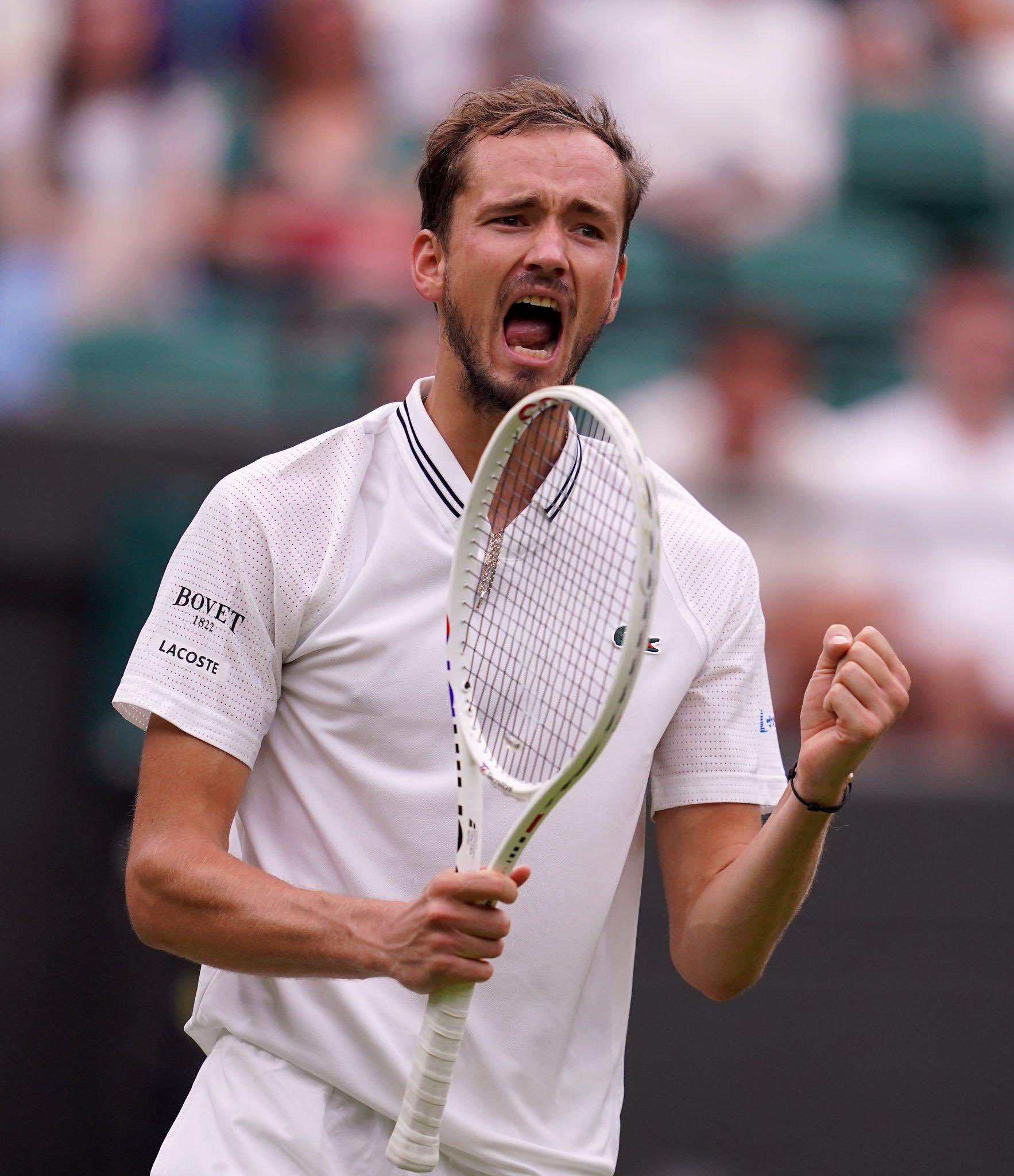 FirstSportz Tennis on Twitter: "Daniil Medvedev on the Wimbledon crowd 🗣️ "Honestly what I love ...