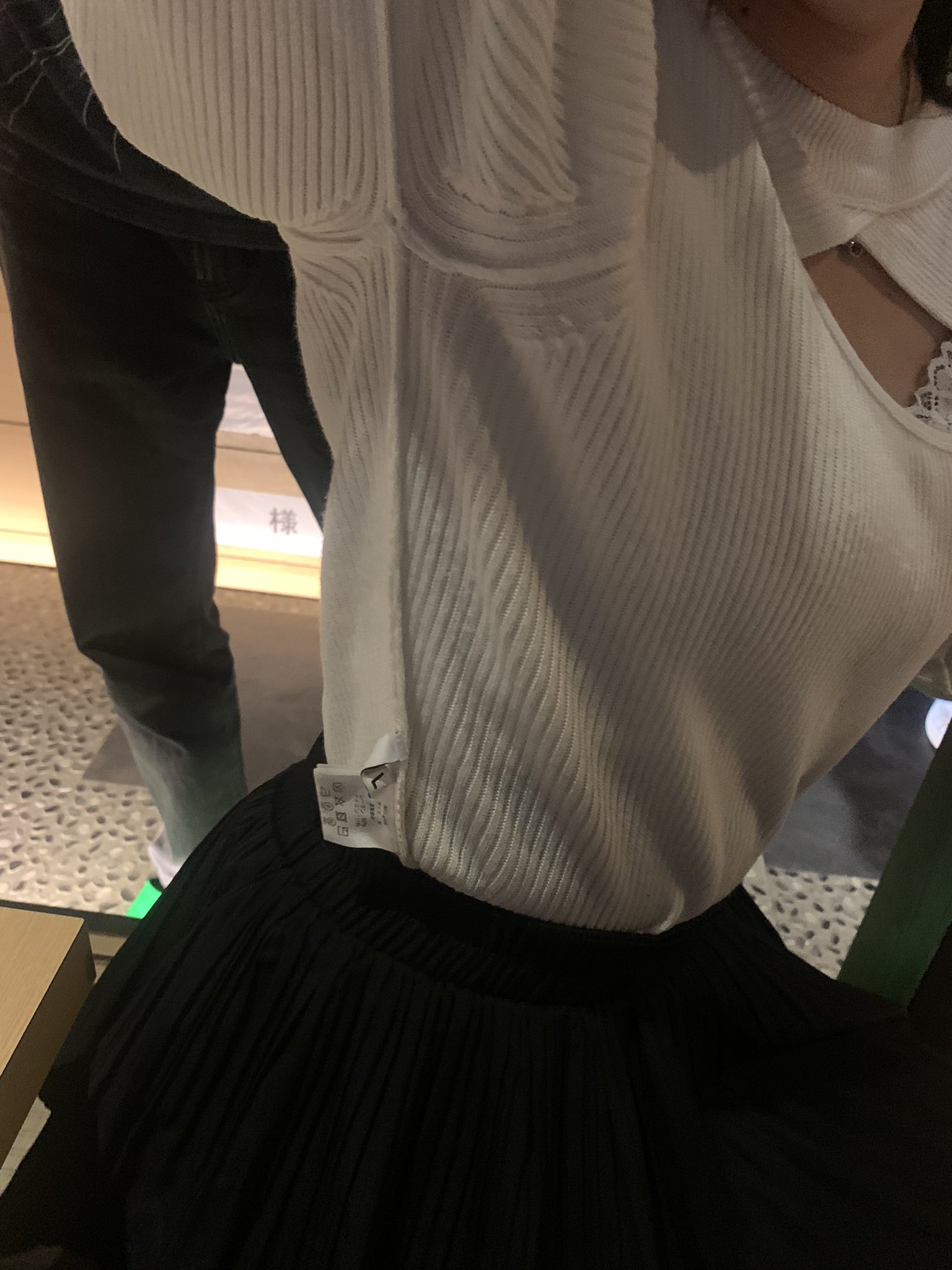 成沢くれは【Asterisk*zero】 on Twitter: "おはよう~ これは服裏返しにきてた時の私 https://t.co/L1mfHDsMJw" / Twitter