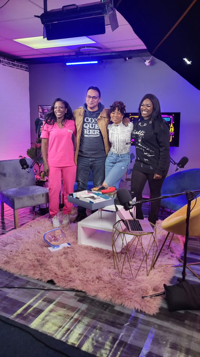 PussyPunisherxXx on Twitter: "RT @DarkBerry_101: BTS the other day talking about Sex with Dineo ...