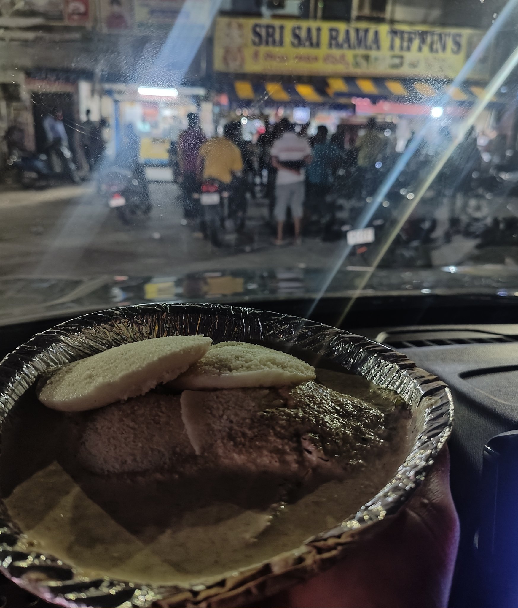 SKN (Sreenivasa Kumar) on Twitter: "Mid night Idli cravings 😋 In the final leg post production ...