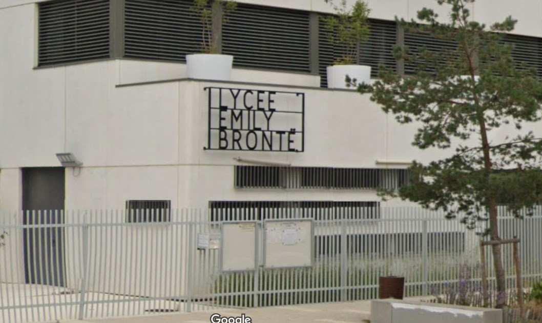 Brontëblog on Twitter: "Brontë Écoles: We knew about the Lycée Emily Brontë in Lognes, Île-de ...