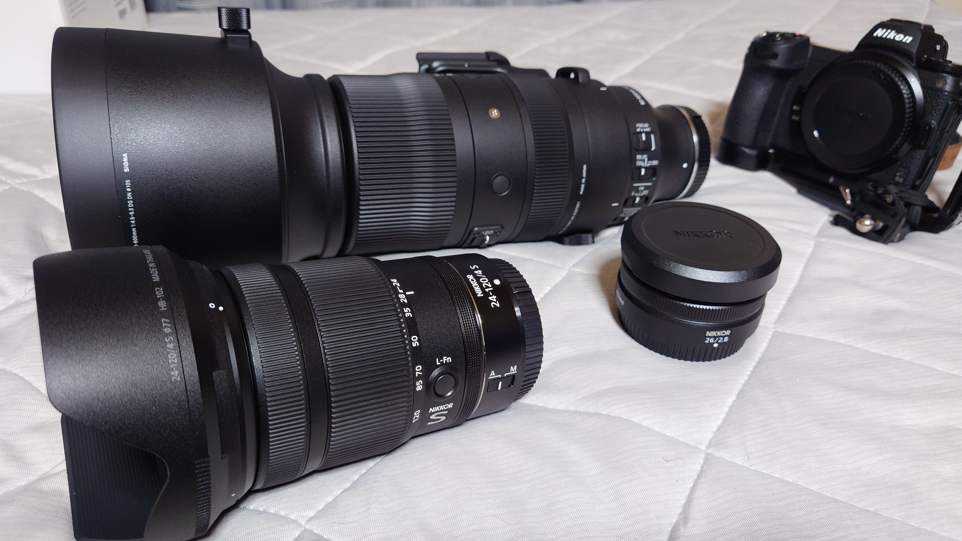 たか3ふぉと on Twitter: "はい大散財で御座います！w Z24-120 f/4S Z26 f/2.8 シグマ60-600 Eマウント +メガダプETZ21 BENROカーボン三脚 ...