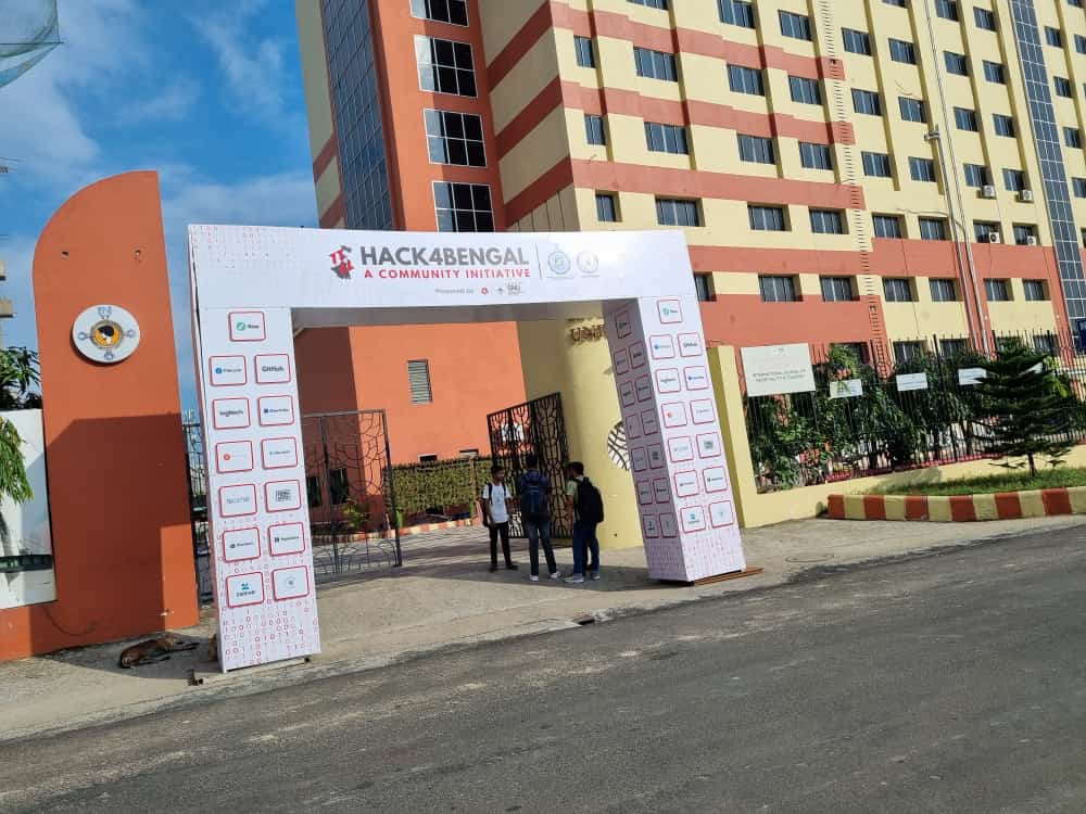 Utkarsh Krishna - Is attending @hack4bengal on Twitter: "Let's do it guys!🗽 @hack4bengal # ...