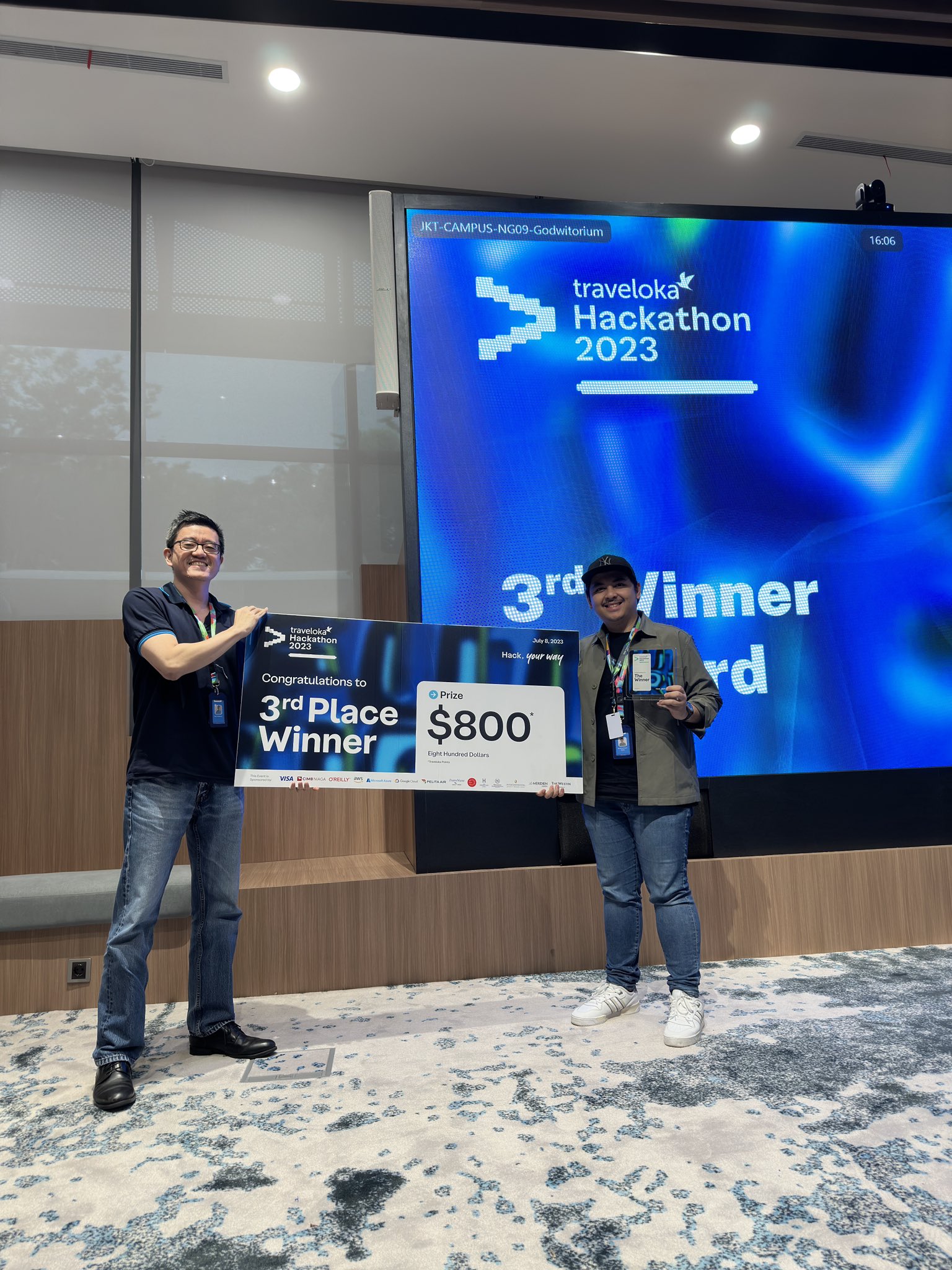 Raibima Putra on Twitter: "Won 3rd place thanks to @LangChainAI & @vercel AI chatbot template ...