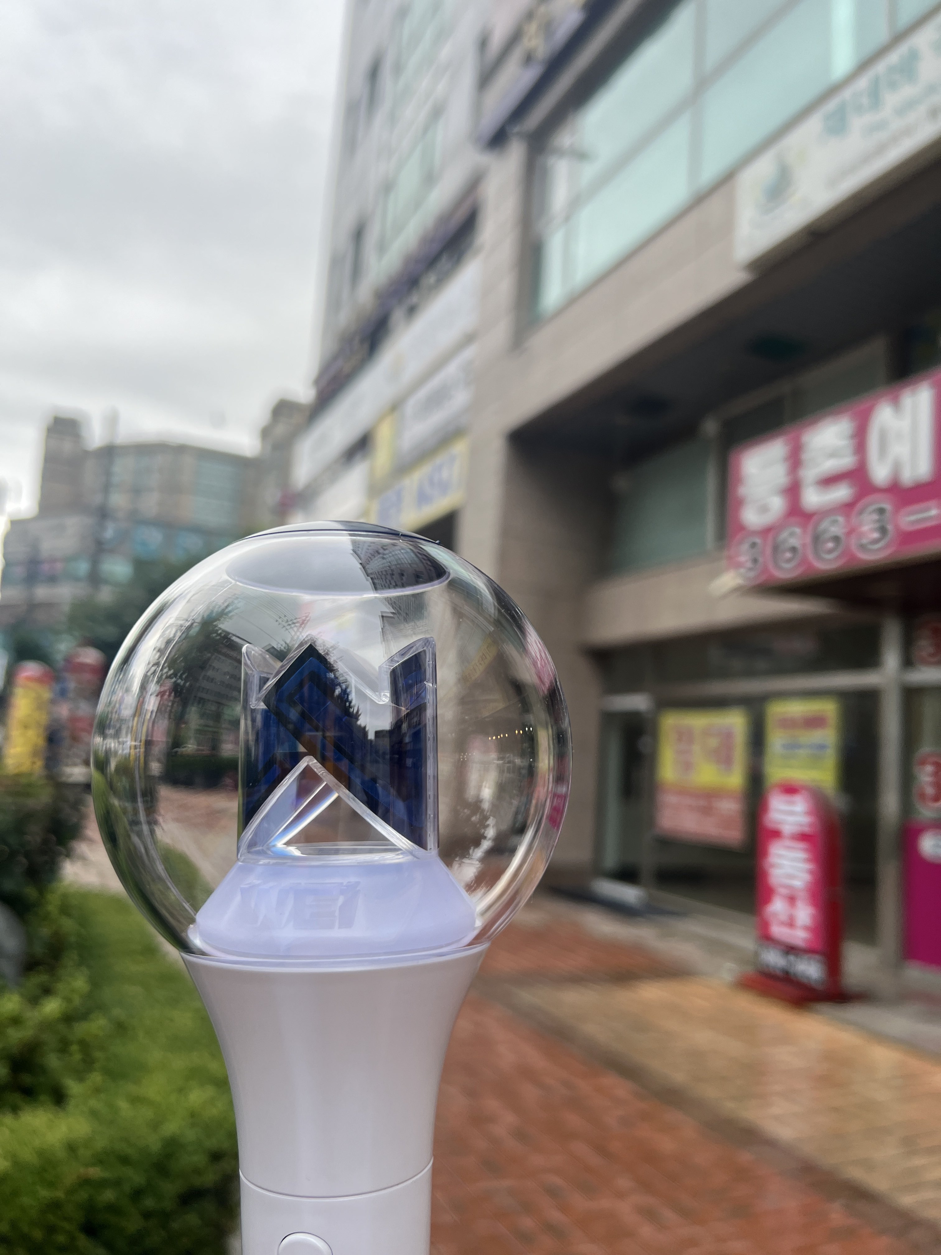 위아이(WEi) STAFF on Twitter: "[2023.07.09] 인기가요 본방송 인원체크 안내드립니다. 오후 2시까지 사진 앞 장소로 모여주시기 바랍니다 ...