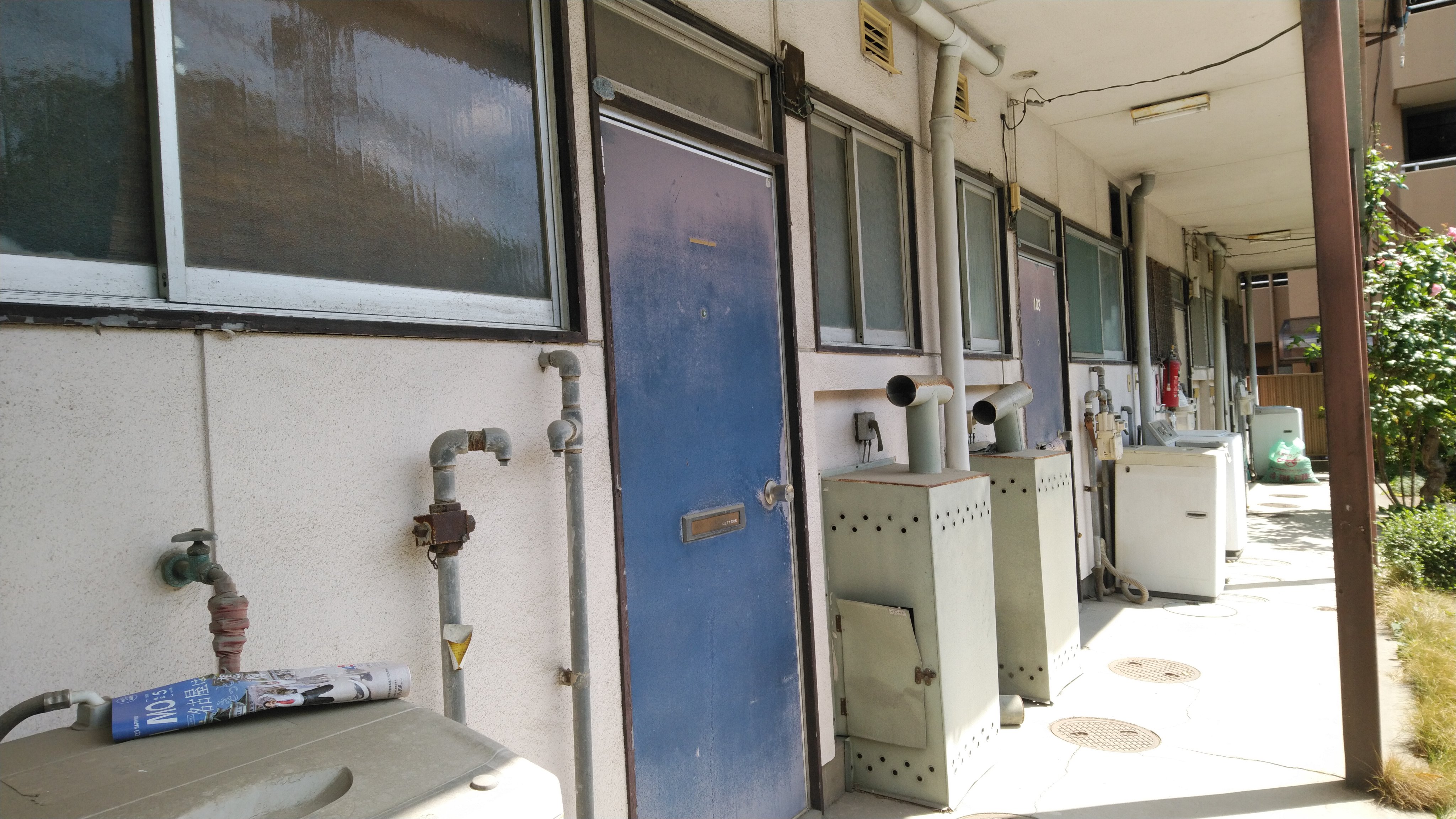 くすり屋の良佳さん【公式】🍶PPPMPP 8/13（日）C102 マ46b →コミトレ→C103 on Twitter: "今後、こういうアパートは増えるんだろうな" / Twitter