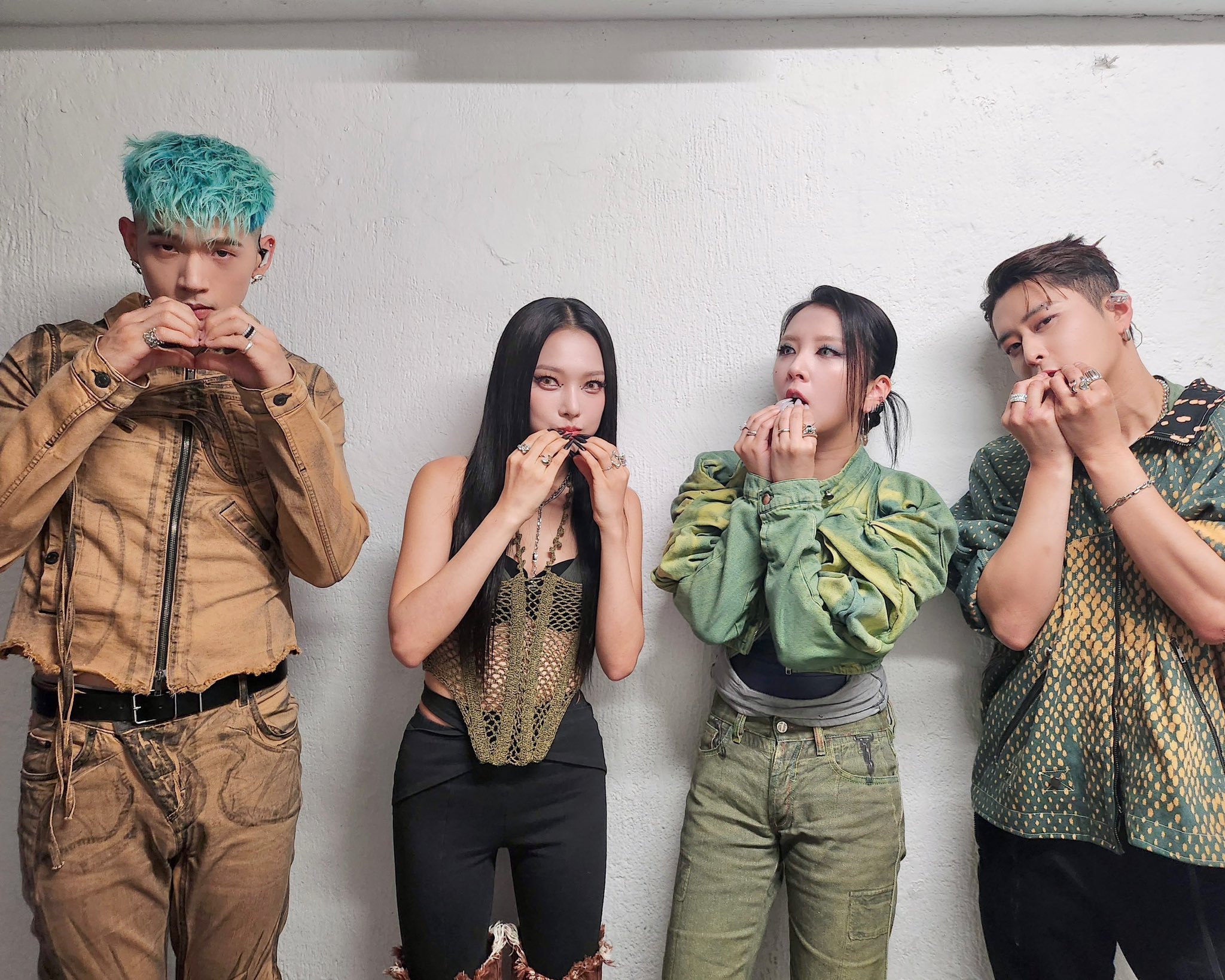 KARD on Twitter: "[#KARD] 2023.07.08 2023 KARD WORLD TOUR in Mexico City 🌮 #KARD #카드 #KARDTOUR ...