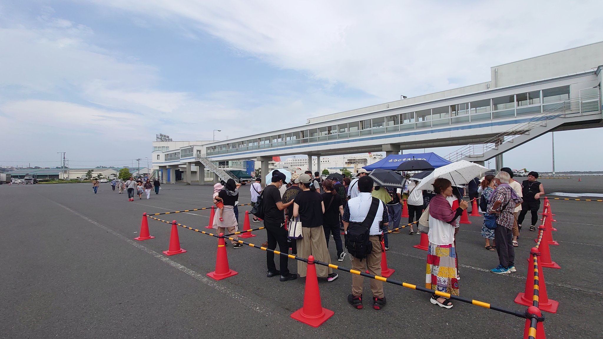 鉄(HAGANE) CLOSETの回し者 on Twitter: "騙されそうになった…。 さんふらわあ受付は外だった(汗) https://t.co/UOLxgSLxYg" / Twitter