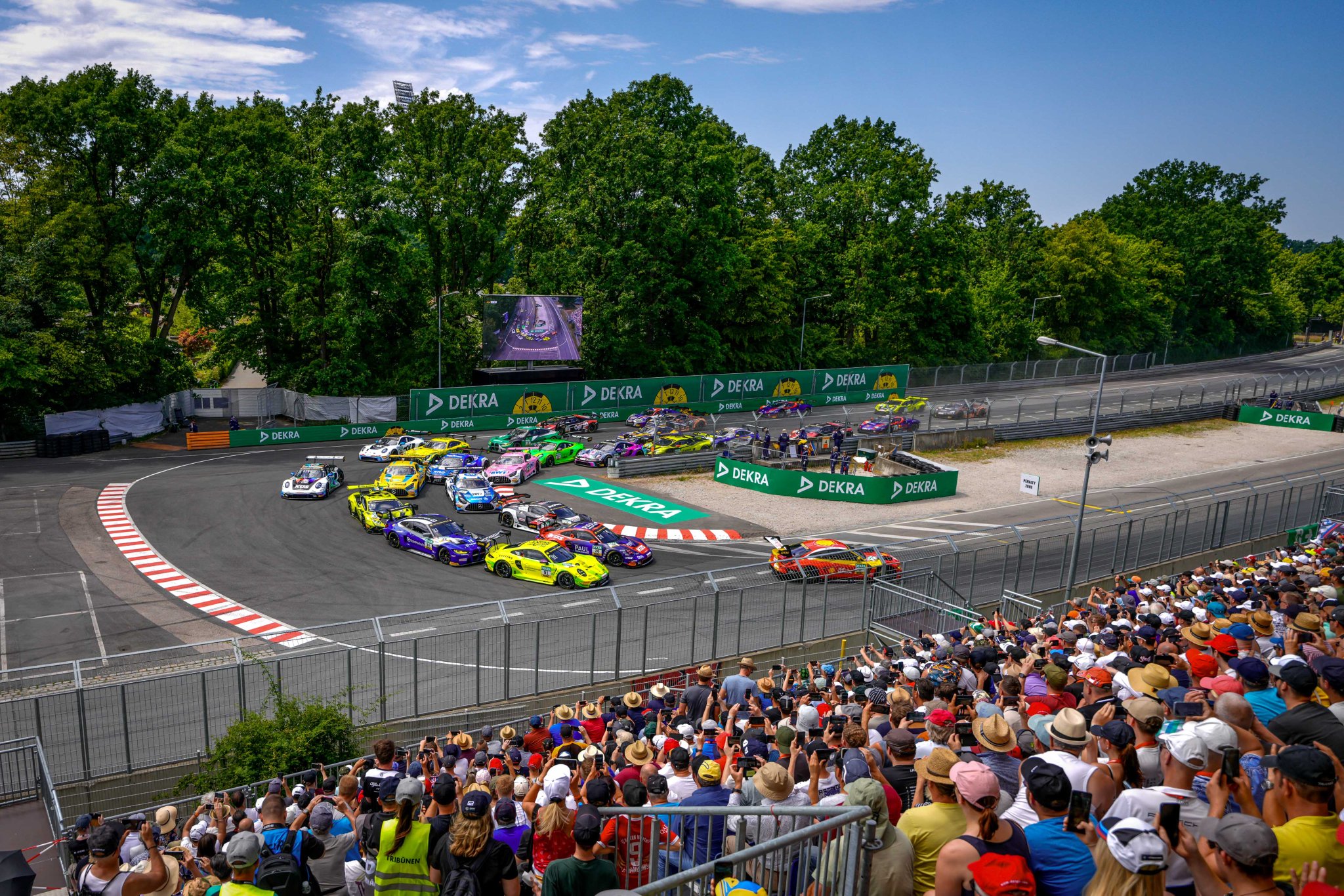 Manthey on Twitter: "Some #trackfacts for our last #DTM day at the Norisring ️ The 2.3-kilometre ...