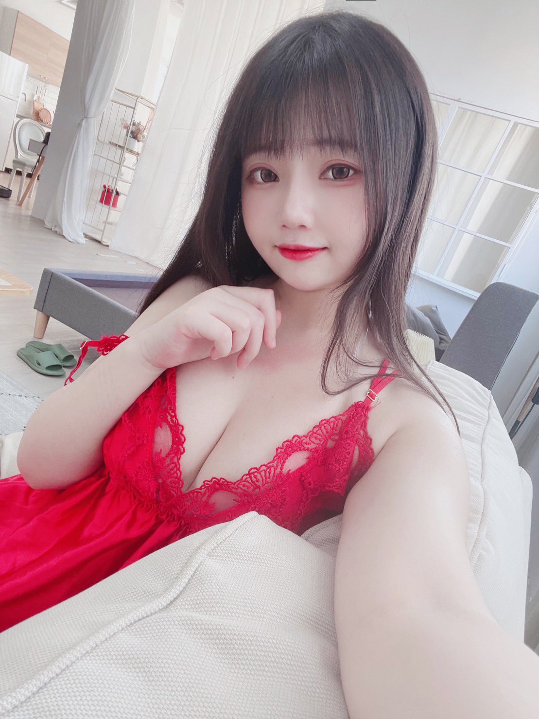 願願yuan on Twitter: "昨天是加班女秘書 那今天是什麼給你們猜猜～ - 限時影片加購：https://t.co/o5hJ3O9x6o https://t.co ...