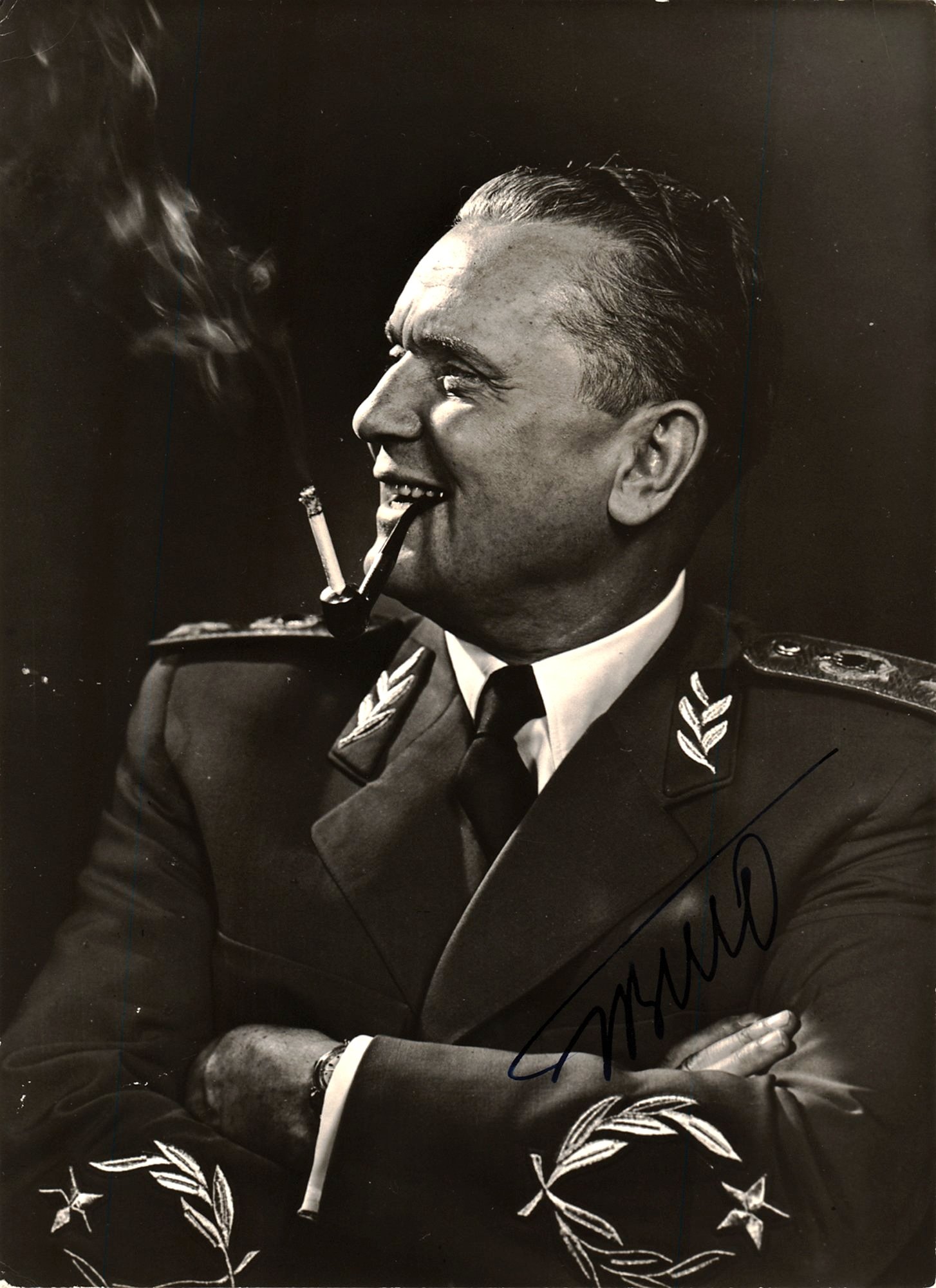 SlavicWarrior®️ on Twitter: "@jacksonhinklle Nooooo we need Tito https://t.co/WS36Mm5vw4" / Twitter