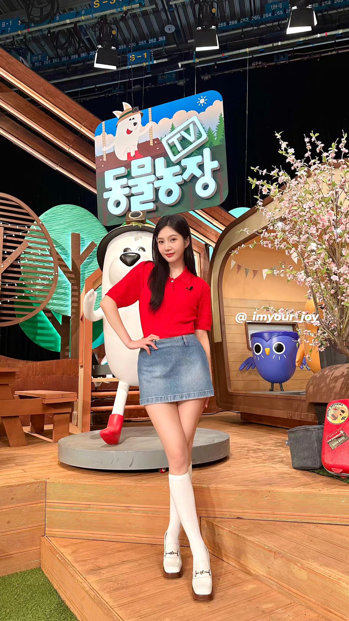 RVstagram on Twitter: "[INSTAGRAM STORY] @._imyour_joy https://t.co/EphiaTthro @RVsmtown # ...