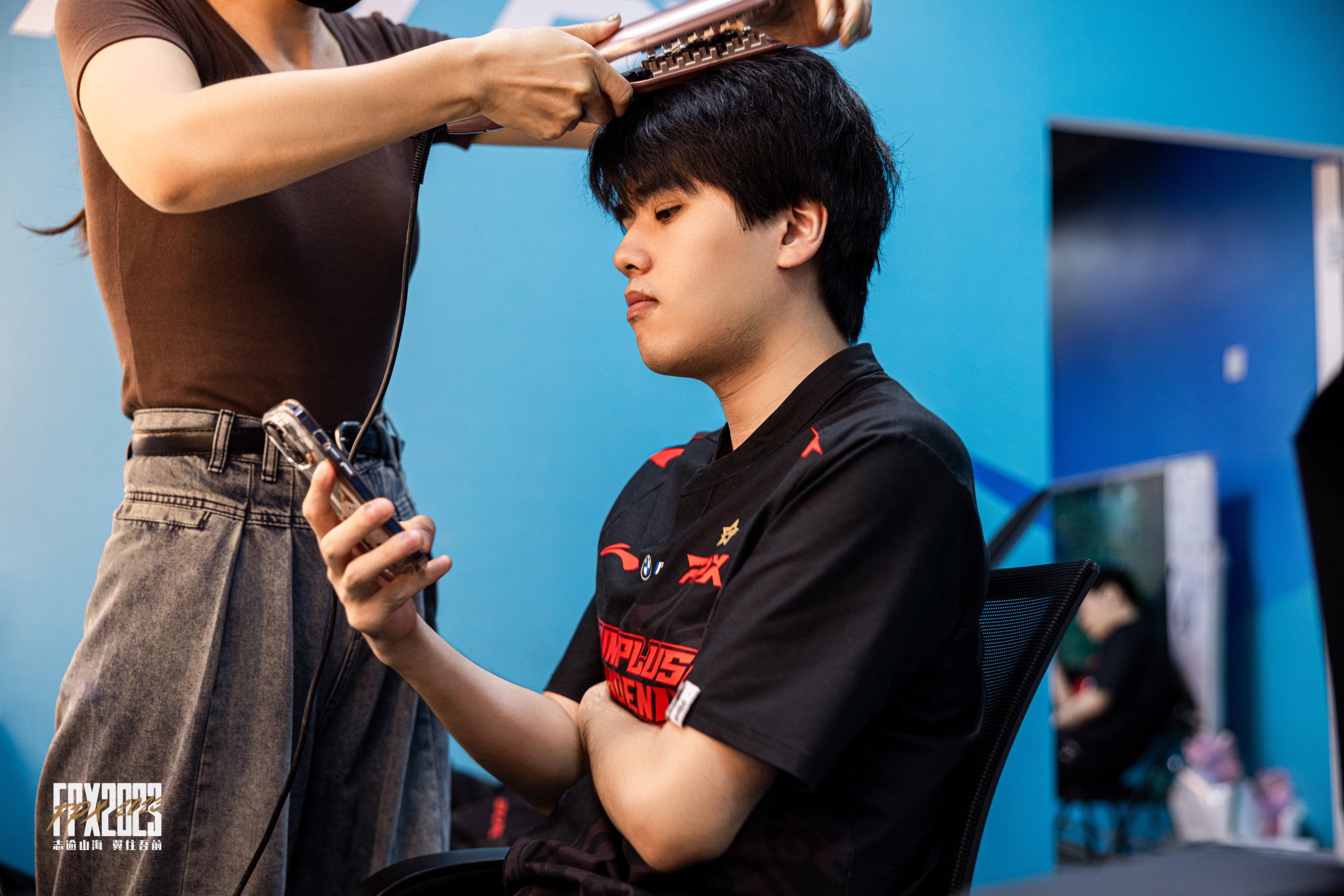 FPX on Twitter: "Getting Prepared for the upcoming matchup💪 Fly Phoenix Fly🔥 https://t.co ...