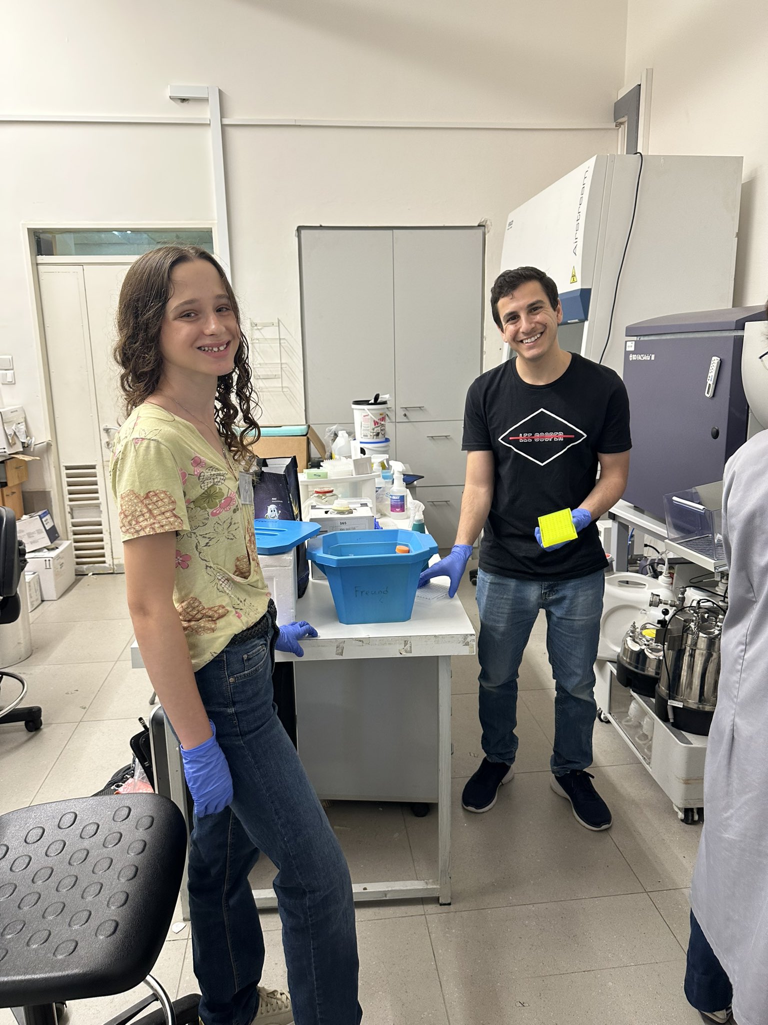 Natalia T Freund on Twitter: "This summer we are hosting two 10th graders, Healy and Gilad, who ...