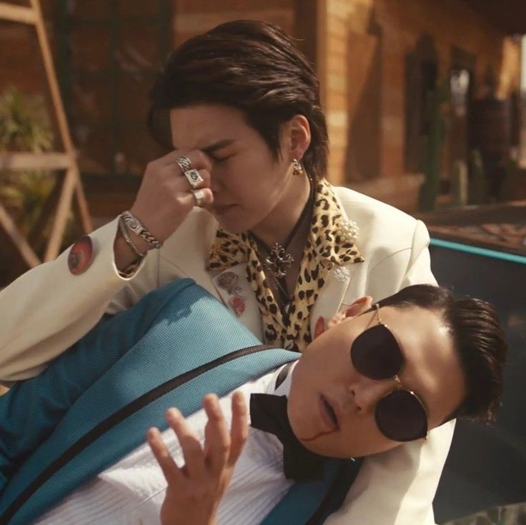 hobi's sweat 💦 on Twitter: "Yoongi and psy for that that And tae with psy please it's so cute😭 ...