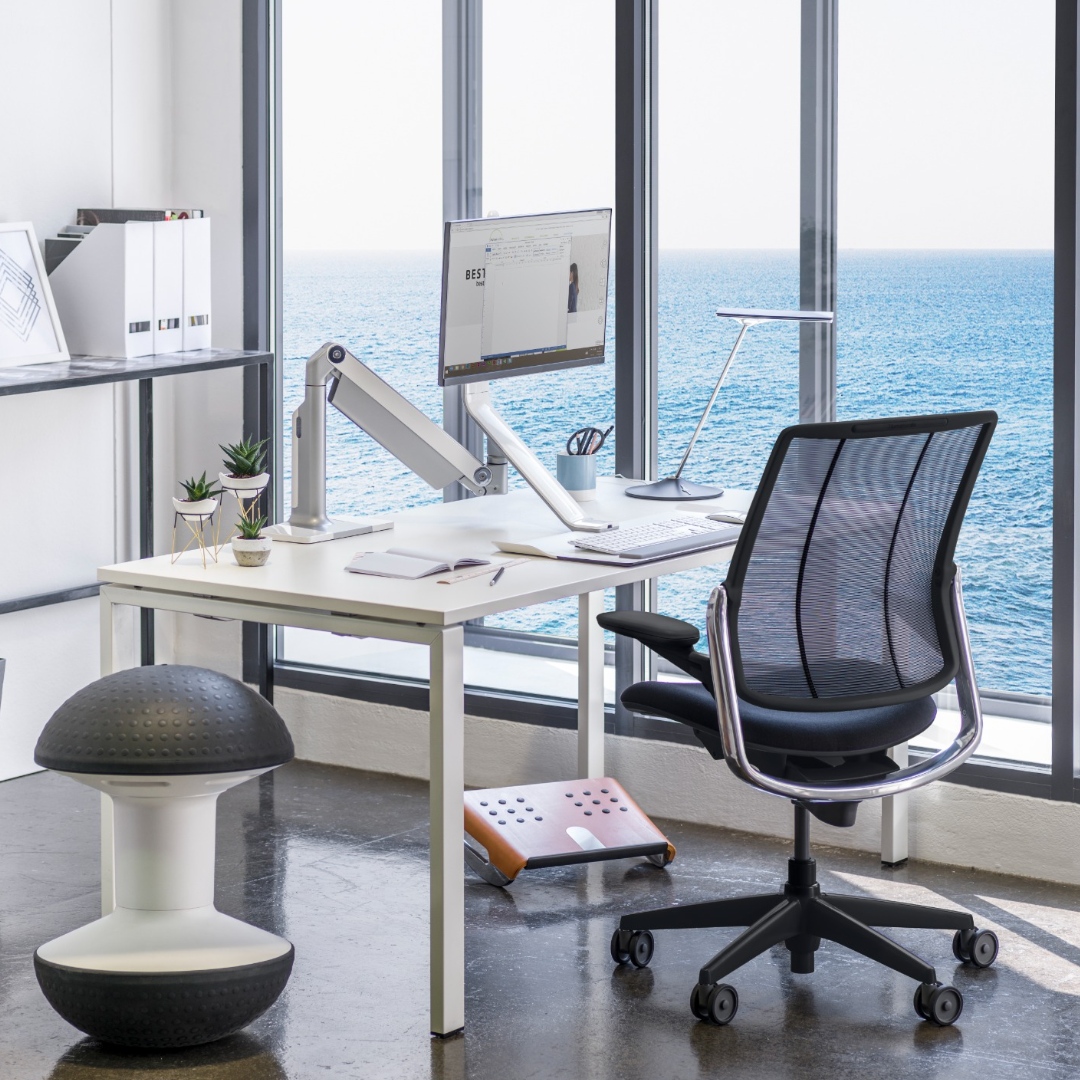 Wellworking on Twitter: "The @humanscale Smart Ocean chair, designed by Niels Diffrient, uses ...