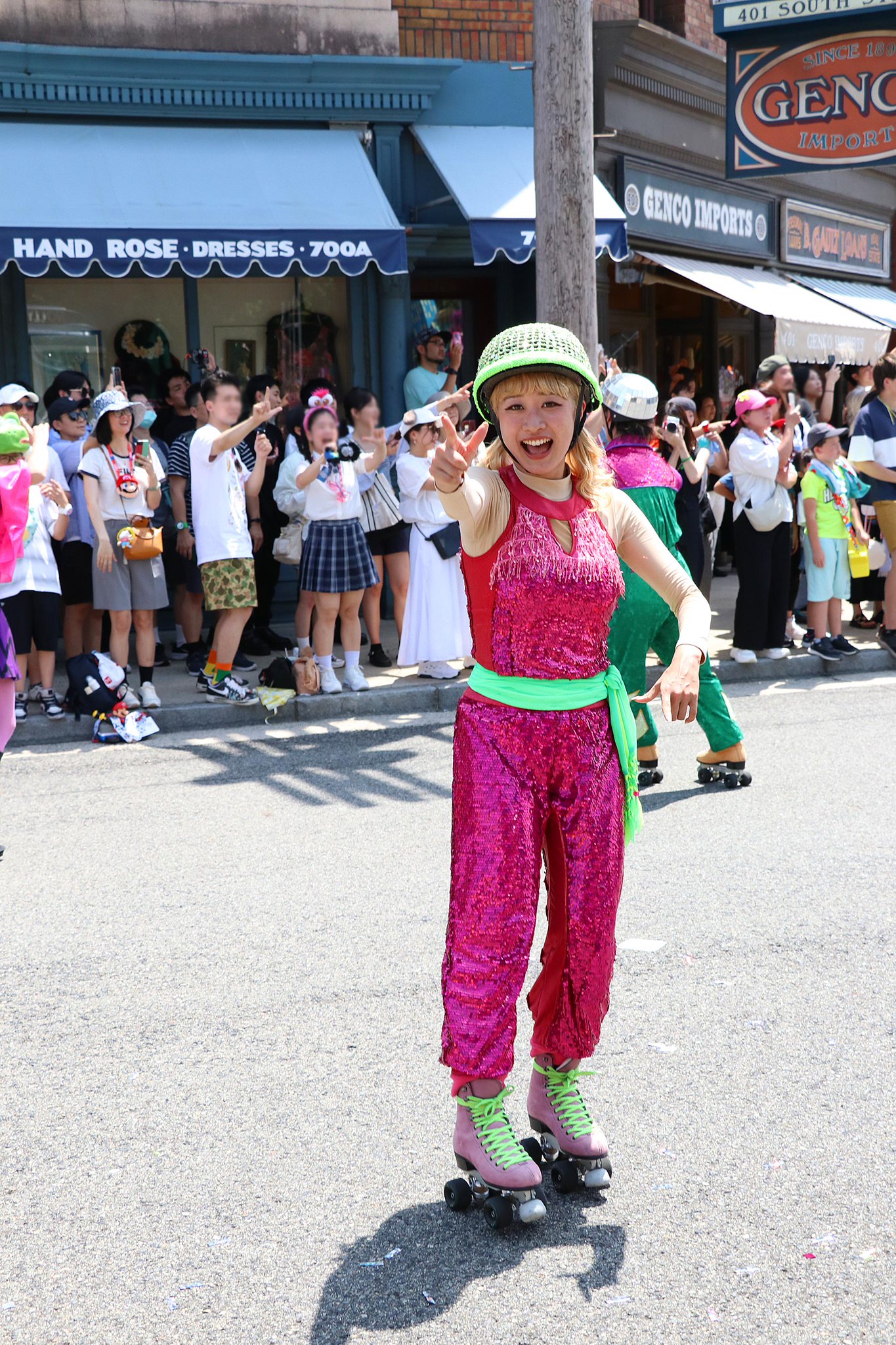 nekoyama on Twitter: "USJのスーパーアイドルまなちゃん！ #USJ #USJファン #ノーリミットパレード #NOLIMITパレード https://t.co ...