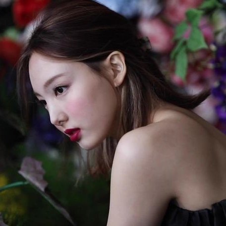 andie on Twitter: "Angels Like You a minayeon au Nayeon was an outcast, living life with little ...