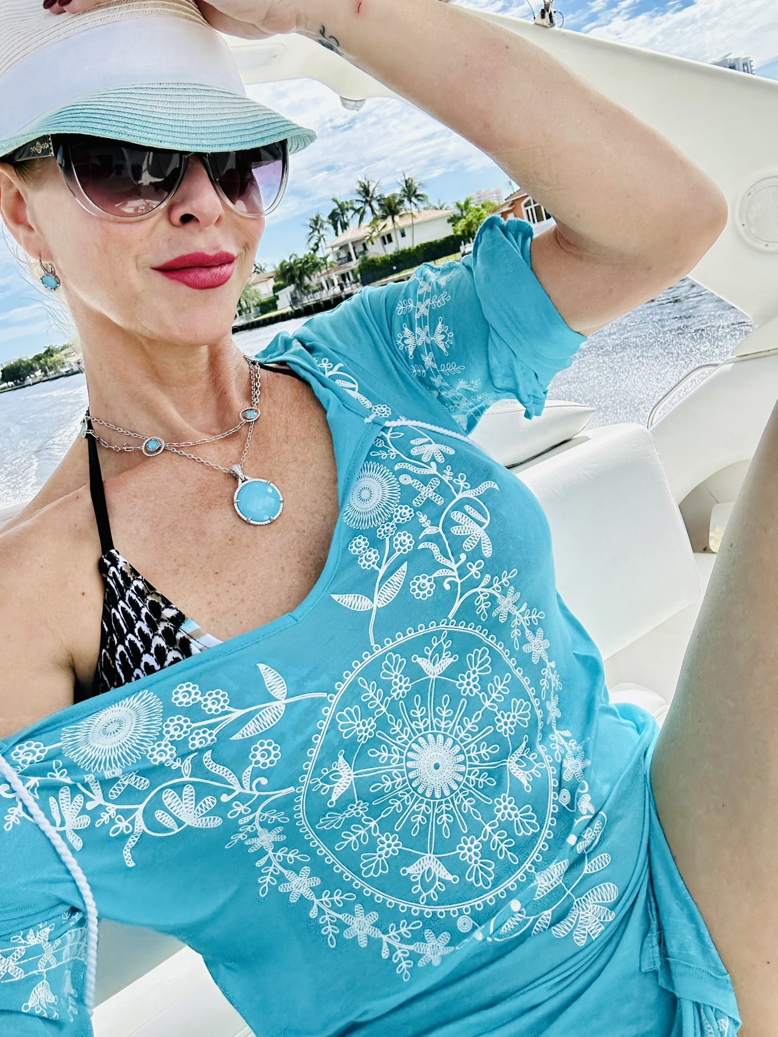 The Sexy Swinger Miami On Twitter Vitamins D And Sea 🌊 Time To Work