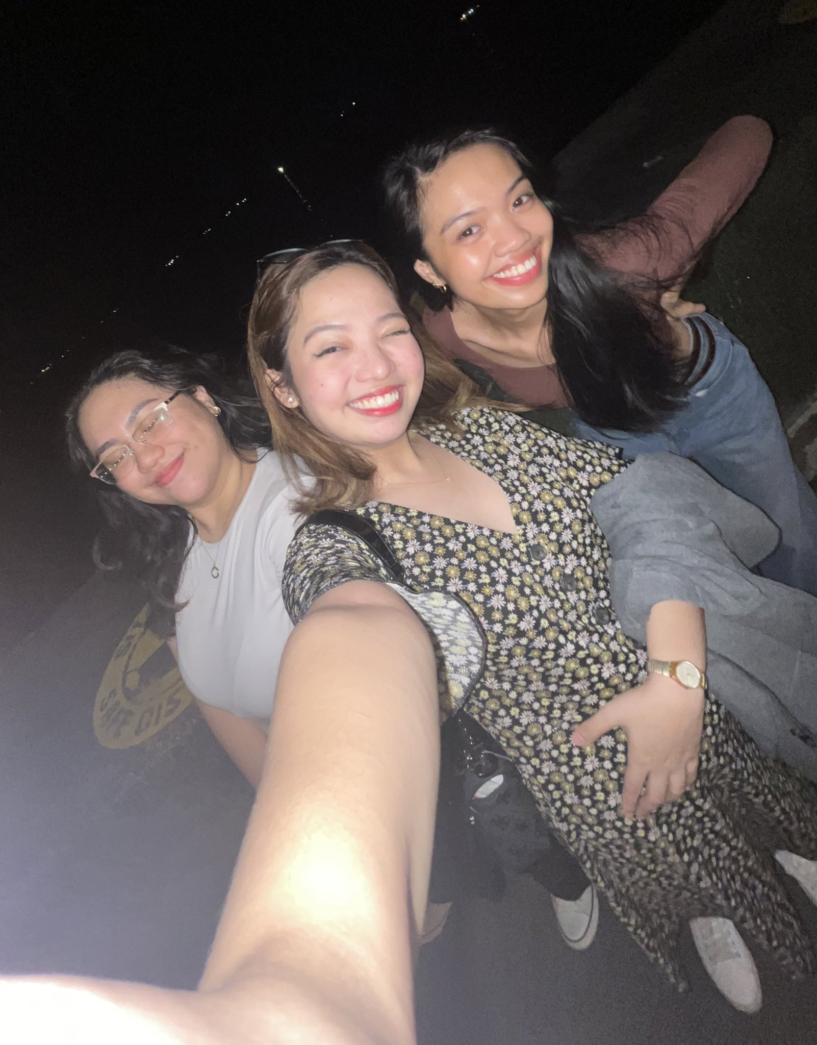 shee, rph 🍪 on Twitter: "@jianaenae 23-year old jaja, jia, and shee crazy how time flies so fast ...