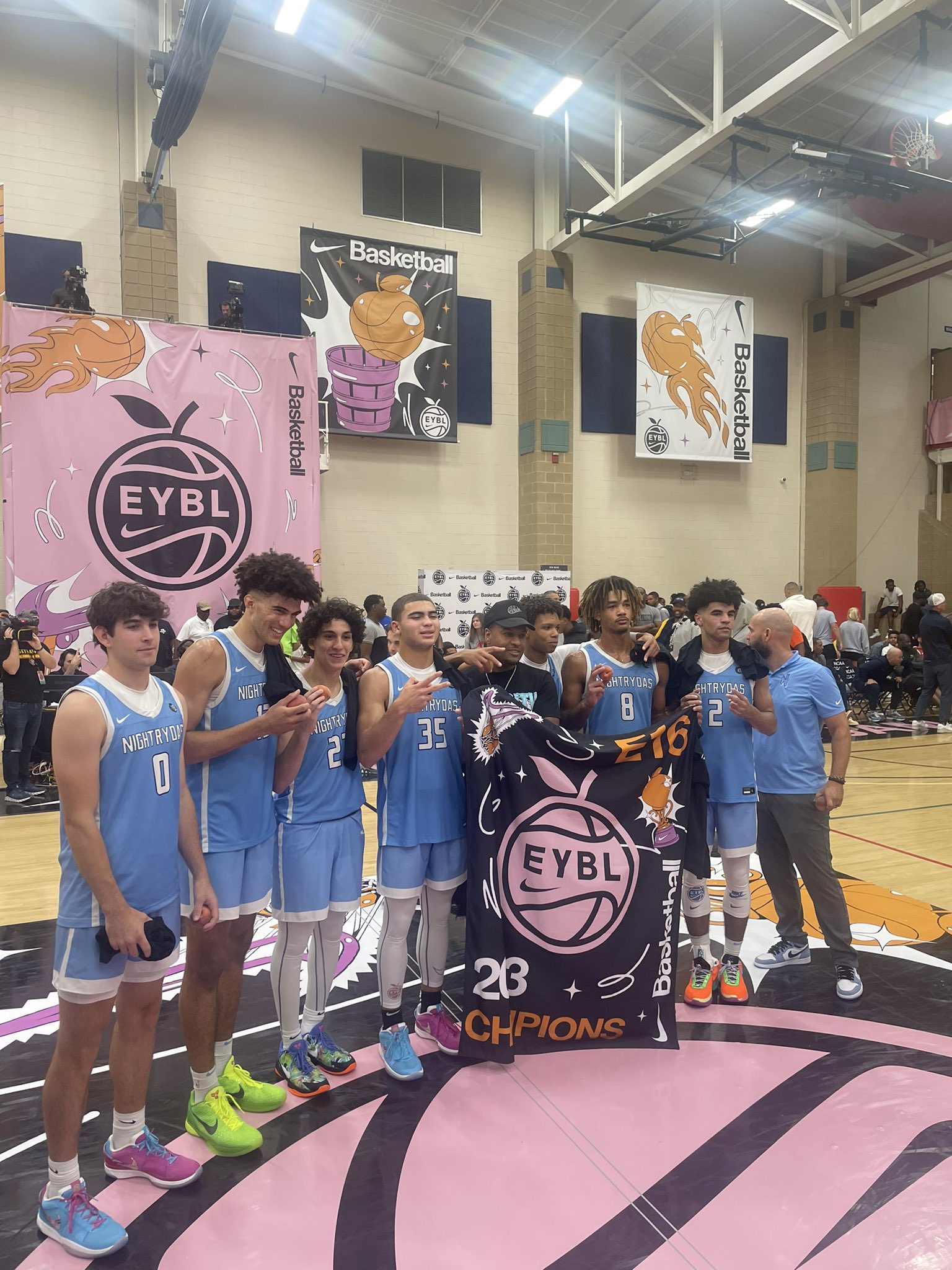 24 7 High School Hoops On Twitter The Boozer Twins And